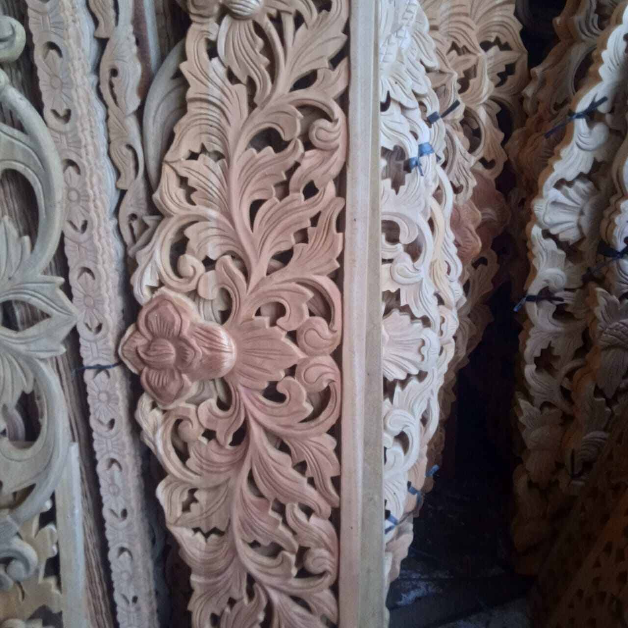UKIRAN MAHKOTA TIMBUL 130cm ORNAMEN UKIR JEPARA KAYU MAHONI | Lazada ...