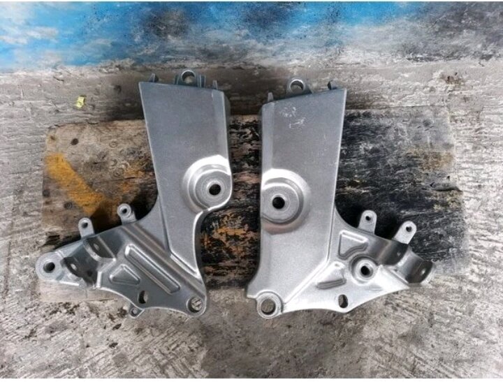 fustep step kanan kiri bagian depan Yamaha Byson original copotan motor ...