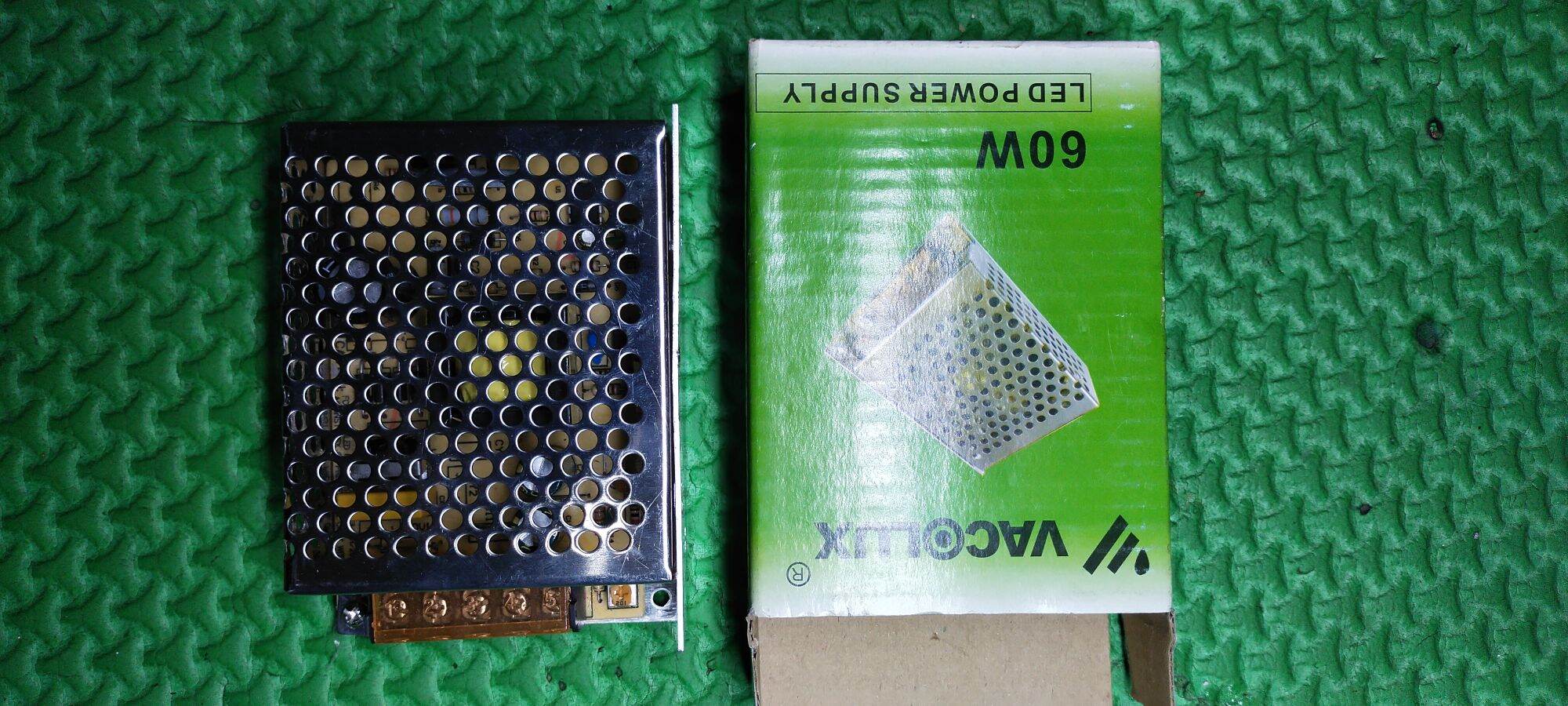 Power Supply/ travo Lampu LED STRIP / Balas lampu led strip 12V 5A ...