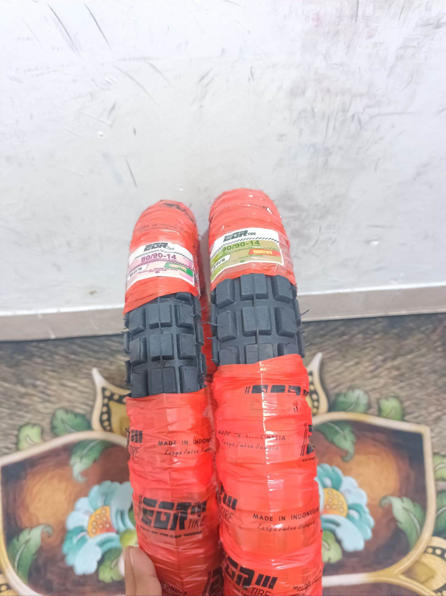 BAN TRAIL METIK DEPAN BELAKANG UKURAN 80/90 DAN 90/90 RING 14 | Lazada ...