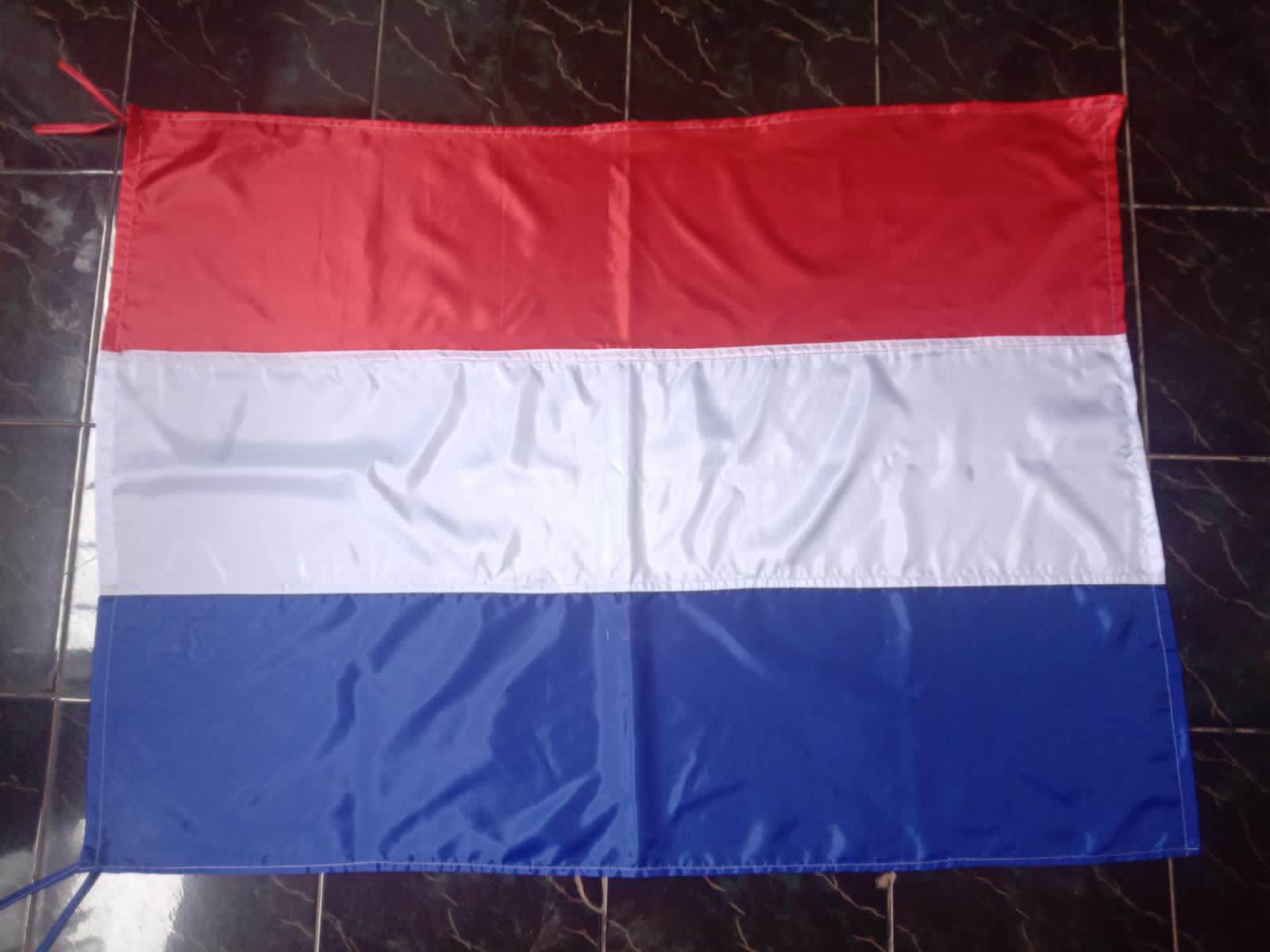 BENDERA MOONRAKER/MERAH PUTIH BIRU | Lazada Indonesia