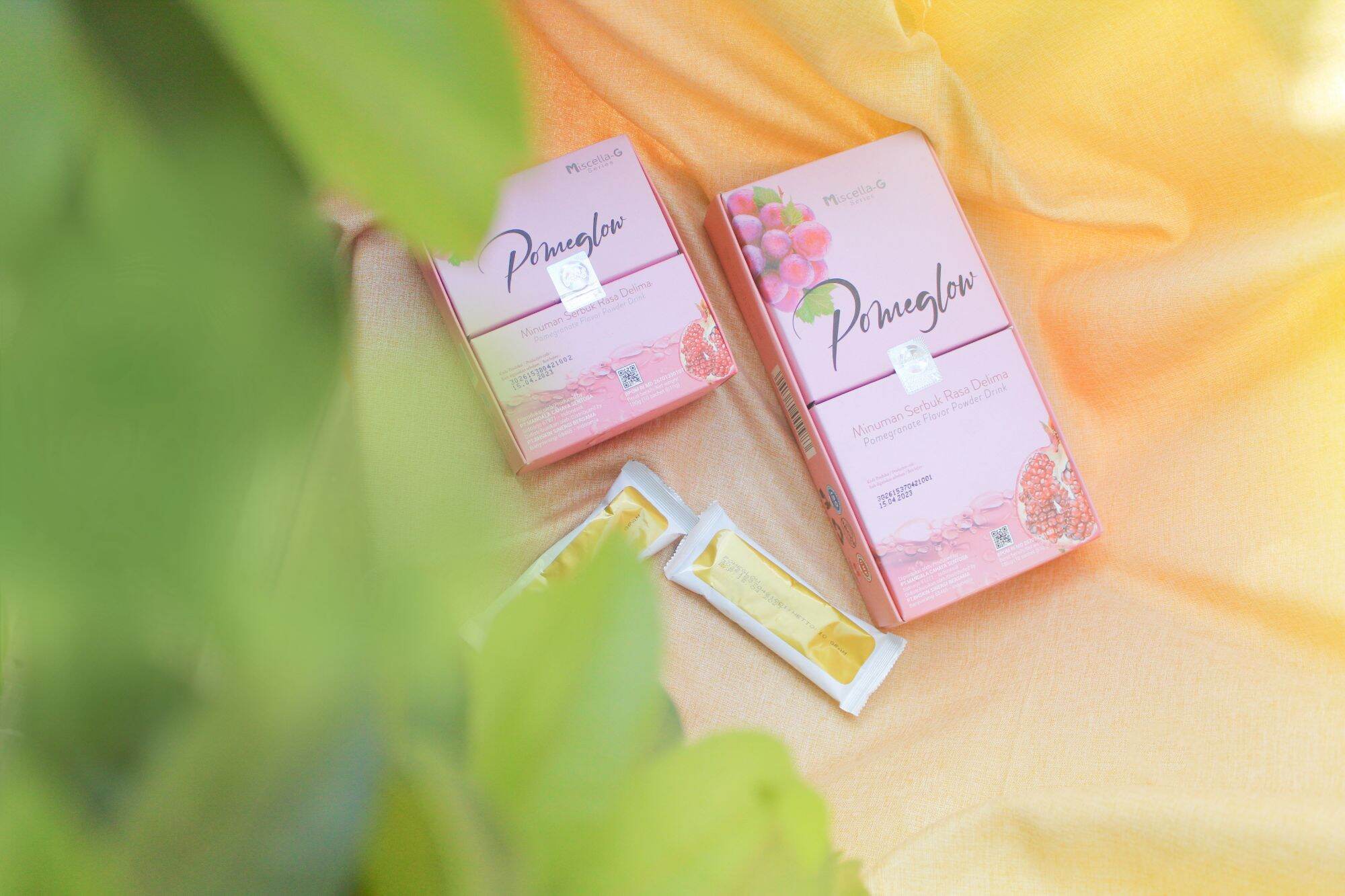 Pomeglow collagen drink and mask, bikin kulit glowing untuk tampil ...