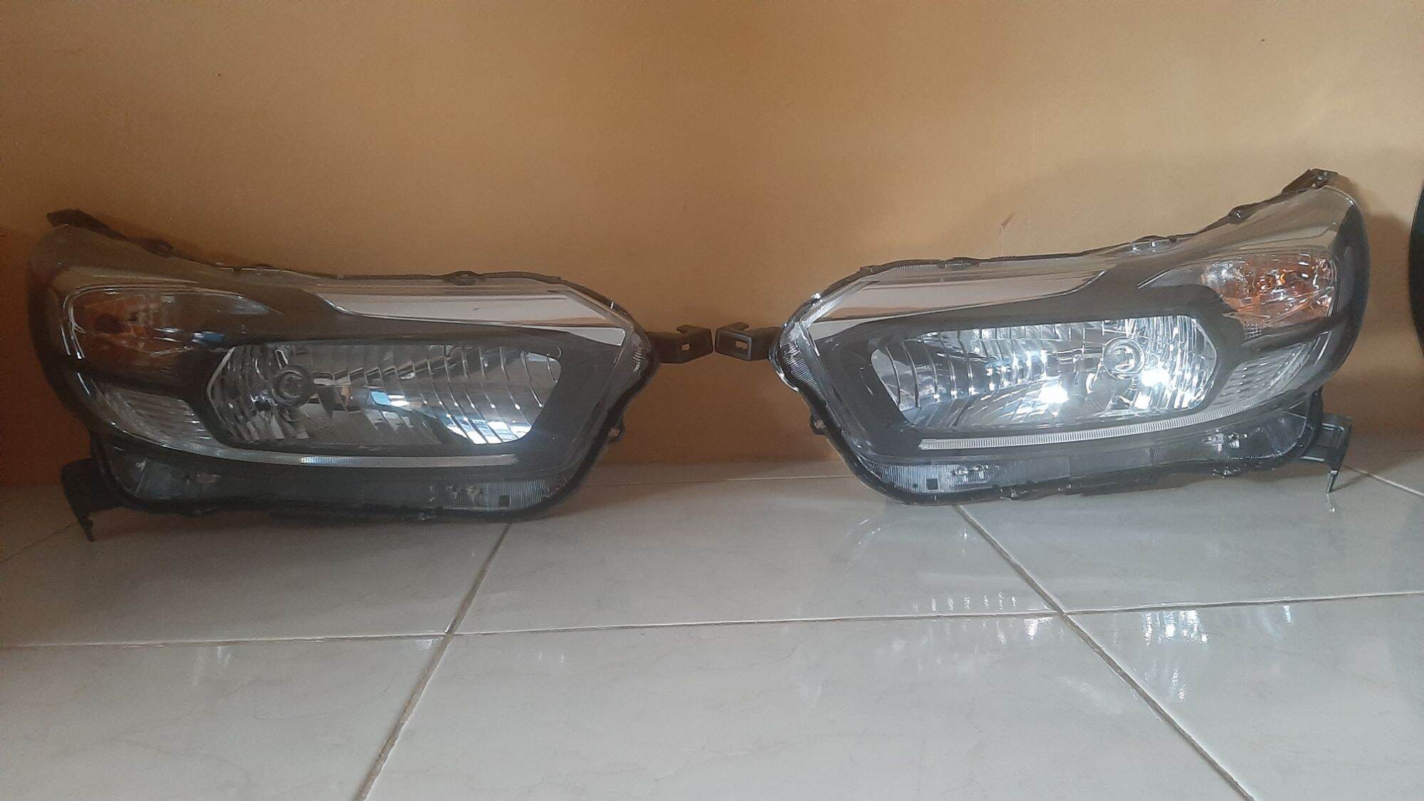 HEADLAMP brio/mobilio facelift. kondisi baru gress original | Lazada ...
