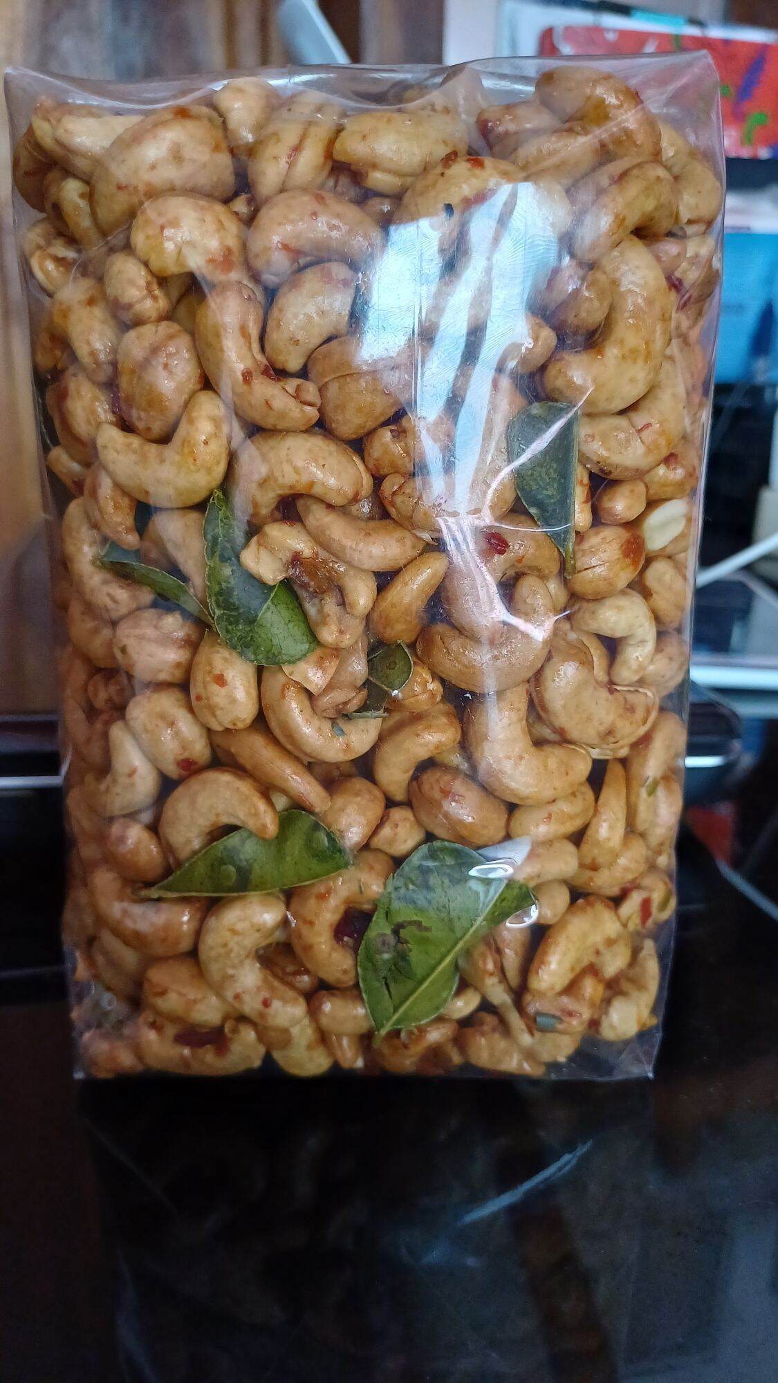 kacang mete rasa pedas manis gurih 1kg asli winogiri | Lazada Indonesia