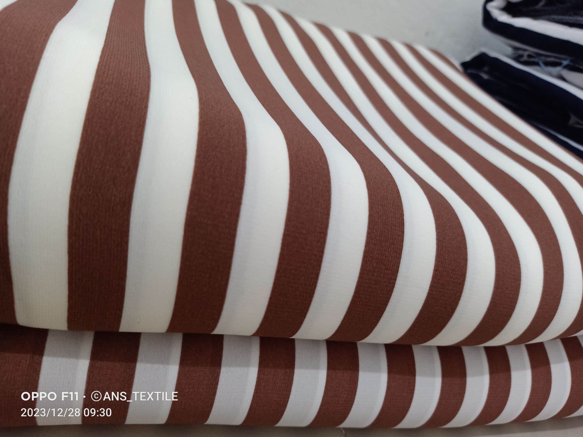 Kain monalisa motif/kain motif salur/kain salur warna caramel | Lazada ...