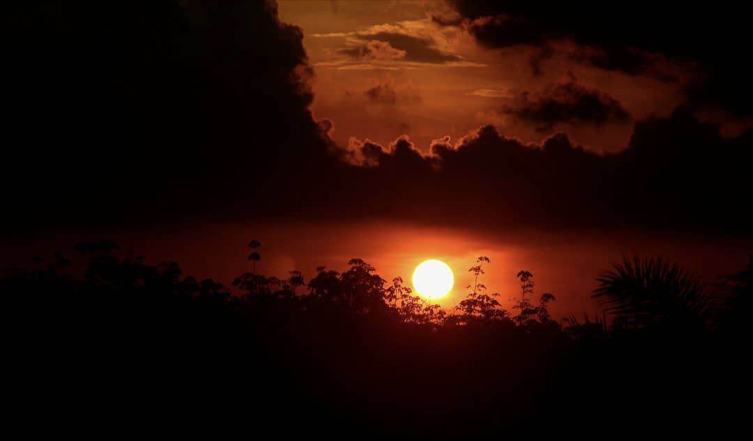 Matahari senja book Indonesia Toko Resmi Online | Beli Sekarang di Lazada