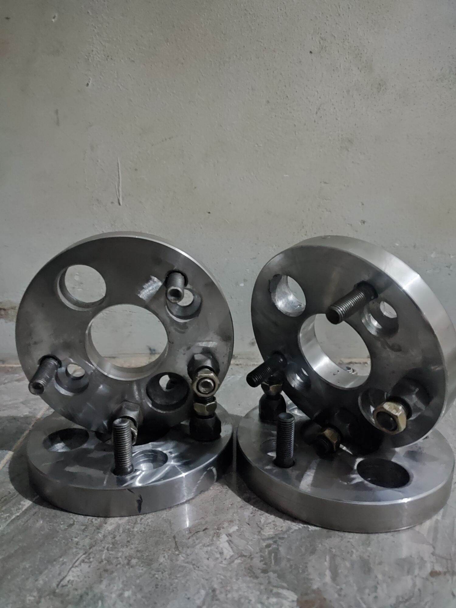 Adaptor untuk pergantian velg mobil Custom Pcd 4x100 out 5x114/5x120 ...