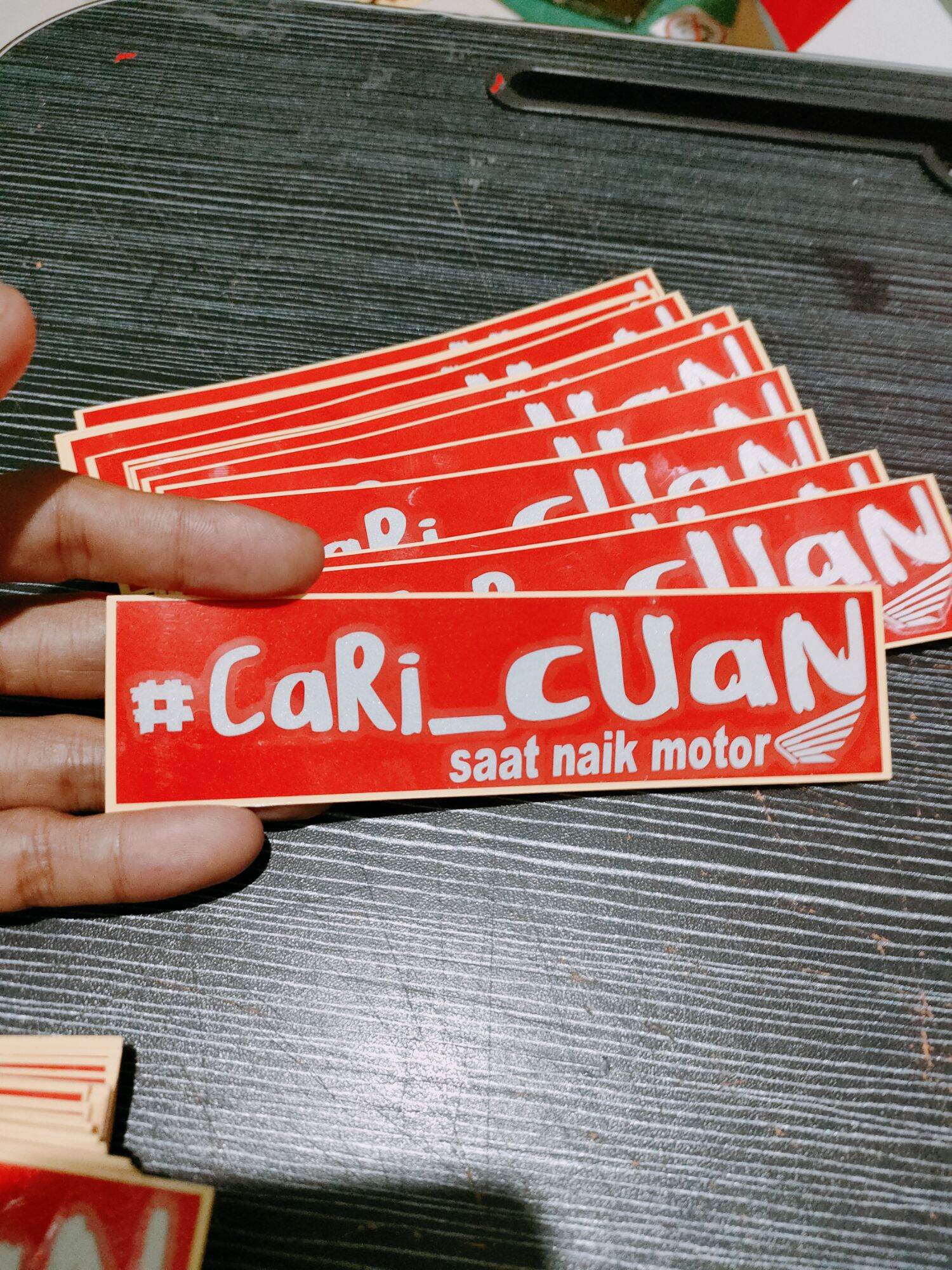 stiker motor Honda cari cuan plesetan cari aman stiker motor honda ...