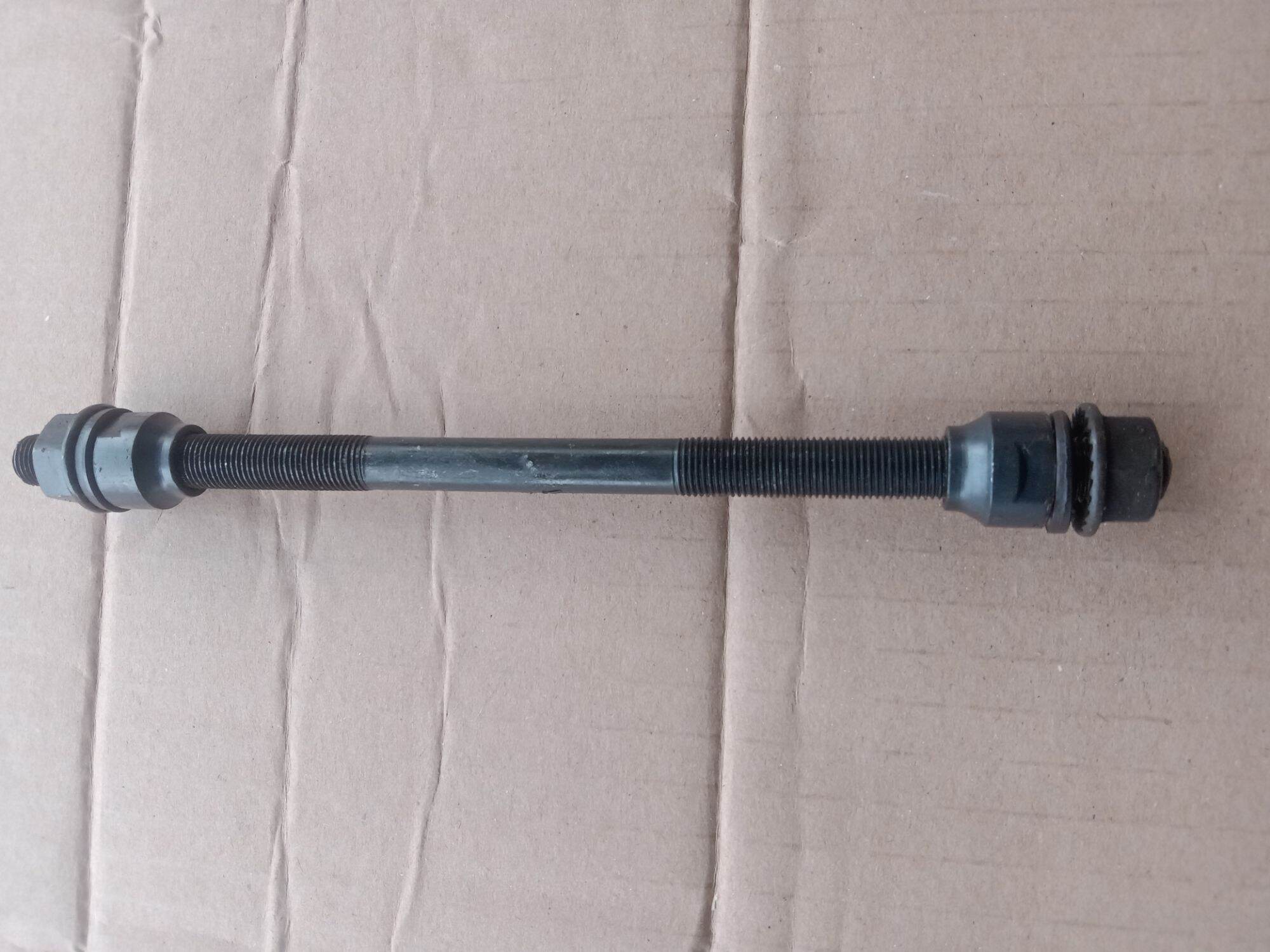 as sepeda bagian roda belakang,pjng 19 cm ,,mur ukuran kunci 15 dah ...