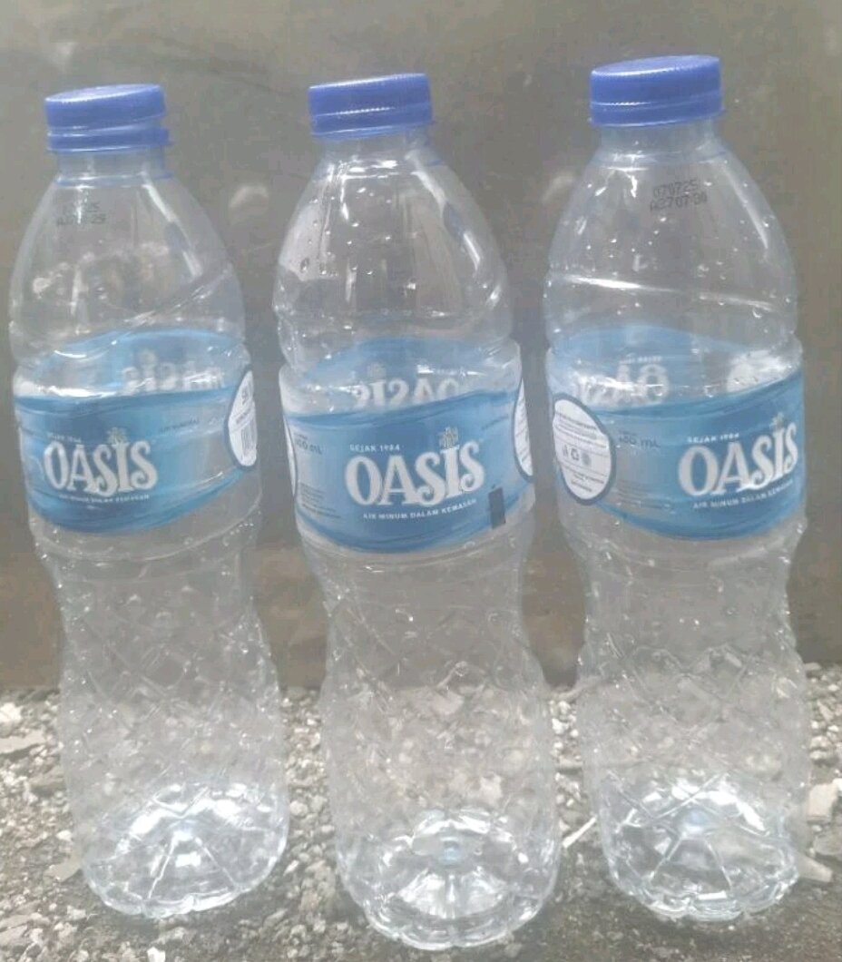 4 BOTOL PLASTIK BEKAS UKURAN SEDANG ALL MERK | Lazada Indonesia