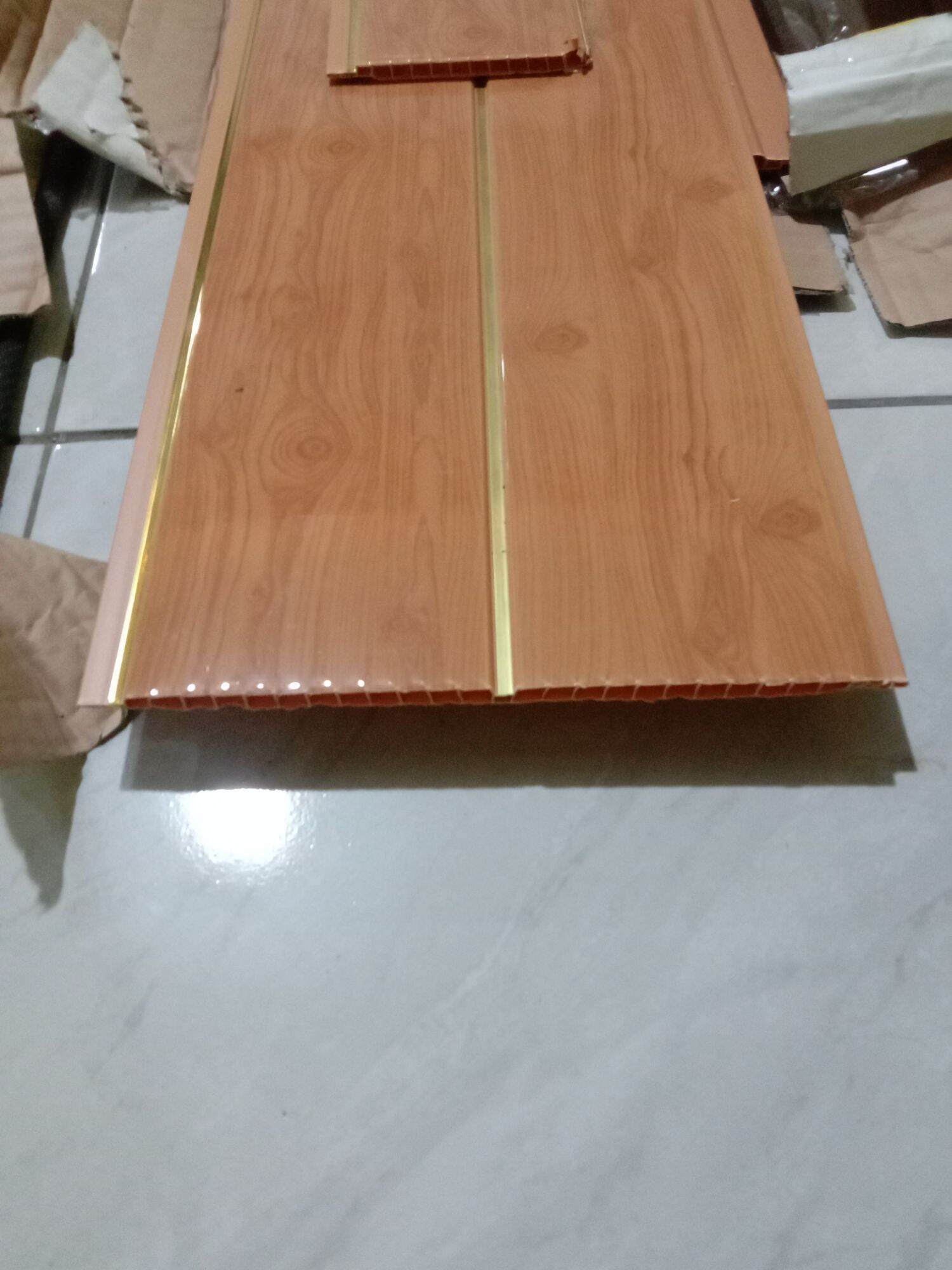 Plafon PVC Sudah Potongan 40 cm Lebar 20 cm Ketebalan 8mm | Lazada ...