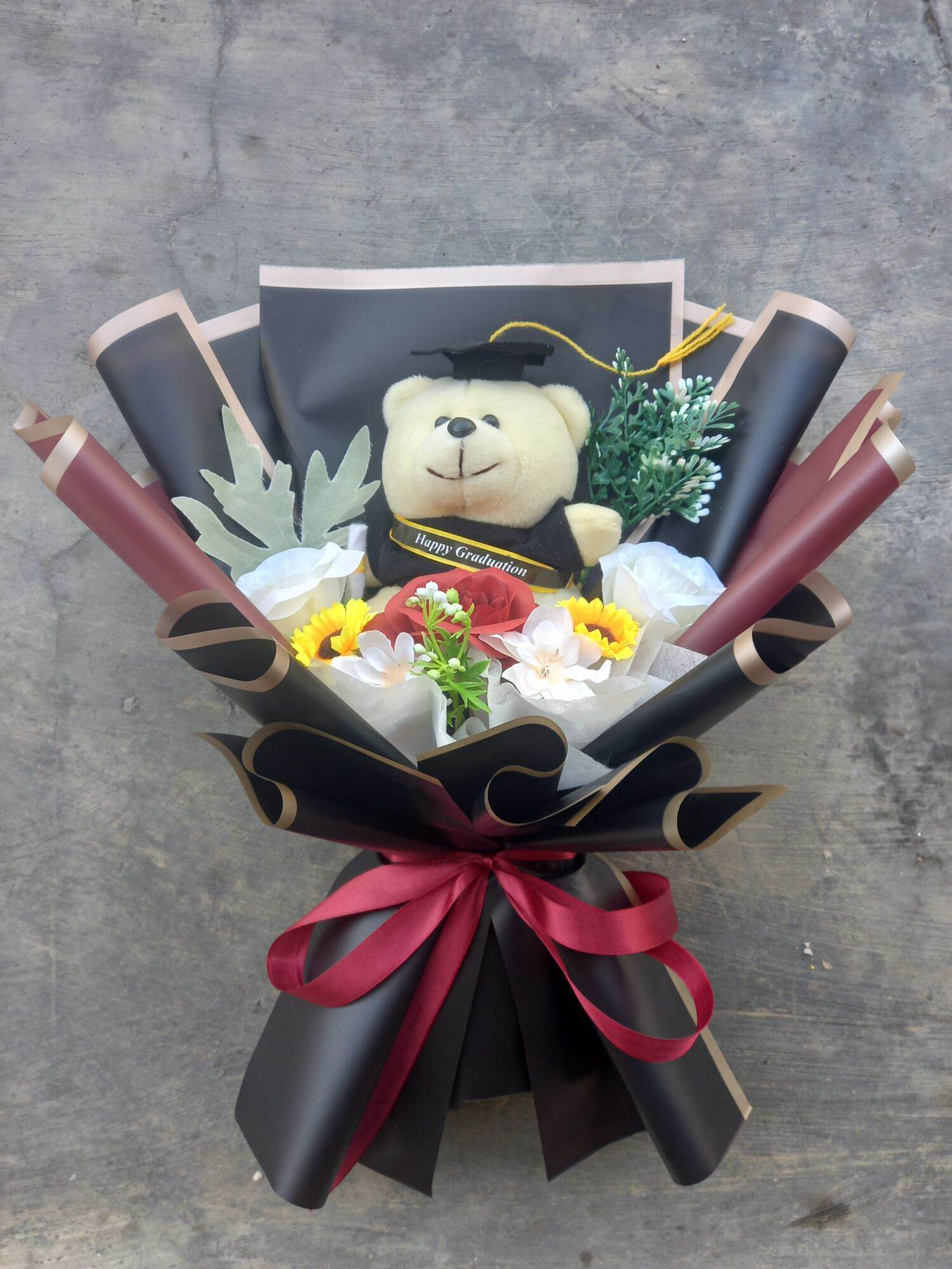 BUKET bouquet boneka wisuda | Lazada Indonesia