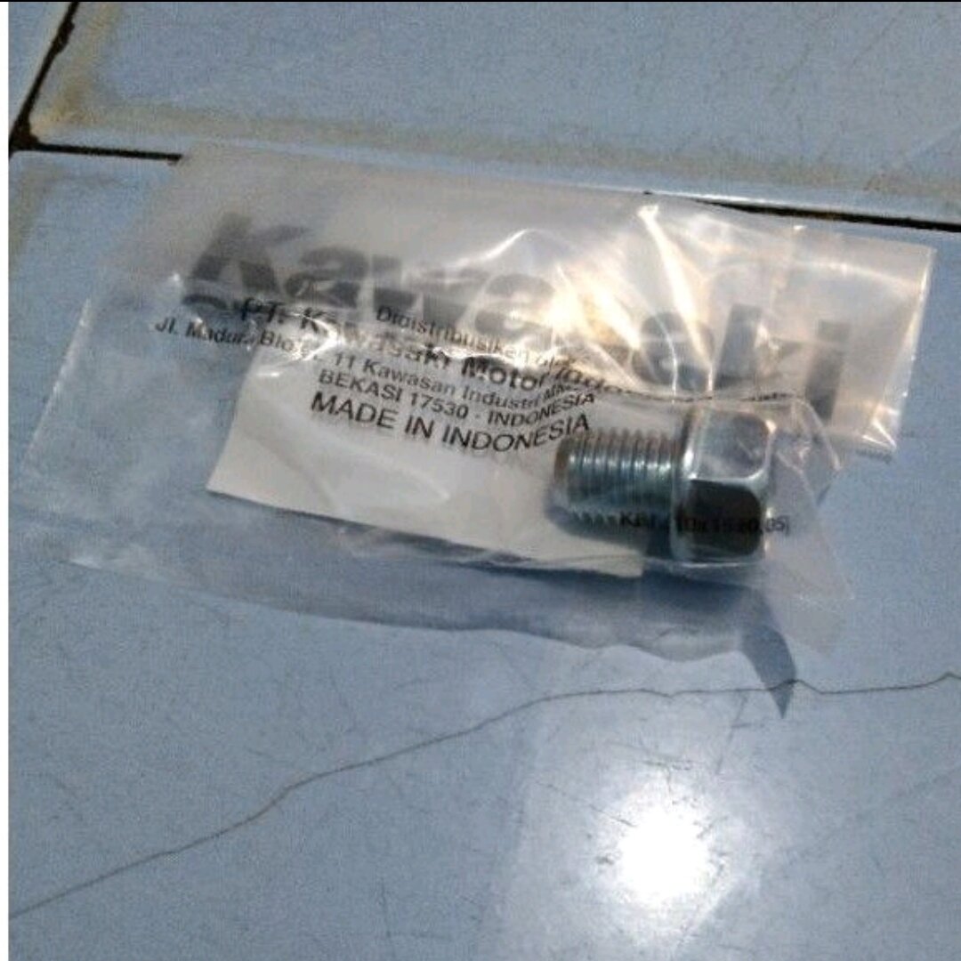 baut tab pembuangan oli klx 150 original kawasaki | Lazada Indonesia