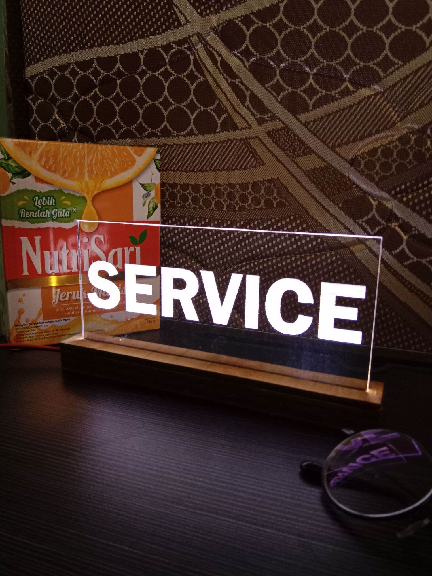 Lampu Akrilik Tulisan SERVICE SERVIS Dekorasi Usaha Led Sign LED Hias ...