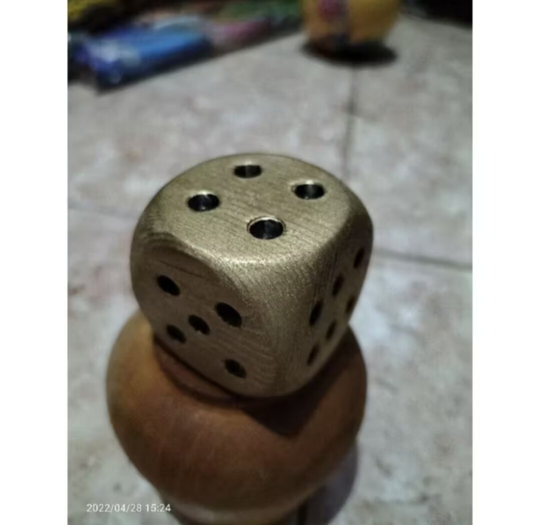 Dadu kayu mahoni jumbo 6cm-10cm | Lazada Indonesia