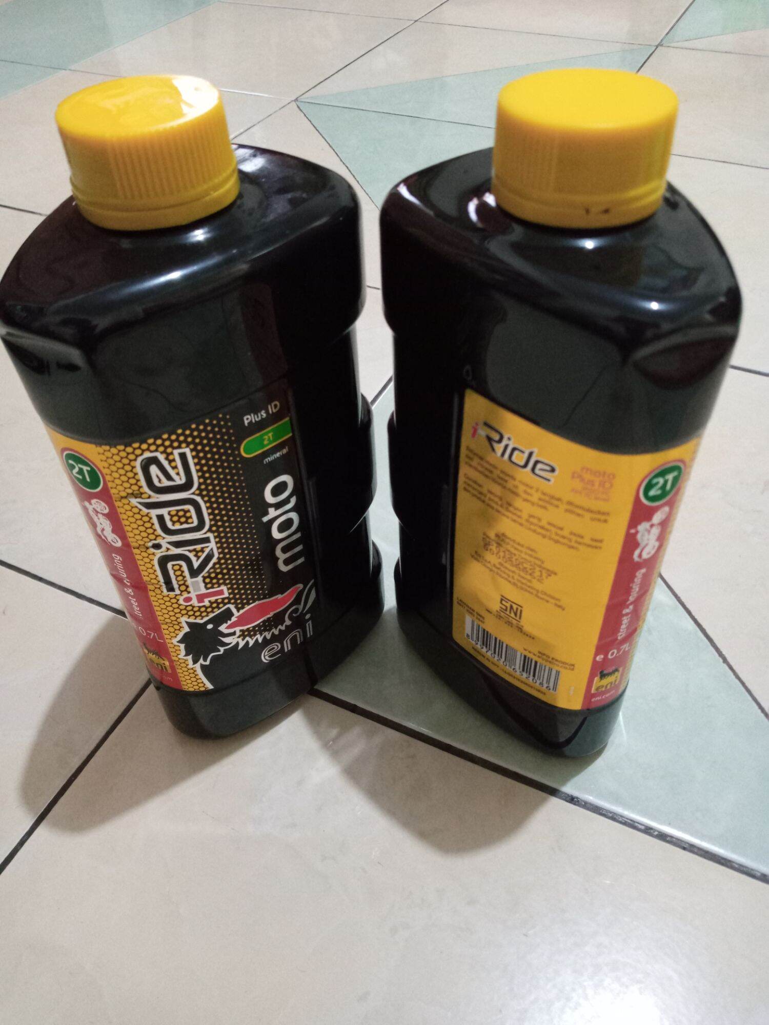 oli samping 2T merek eni agip 0.7L bisa untuk vespa | Lazada Indonesia
