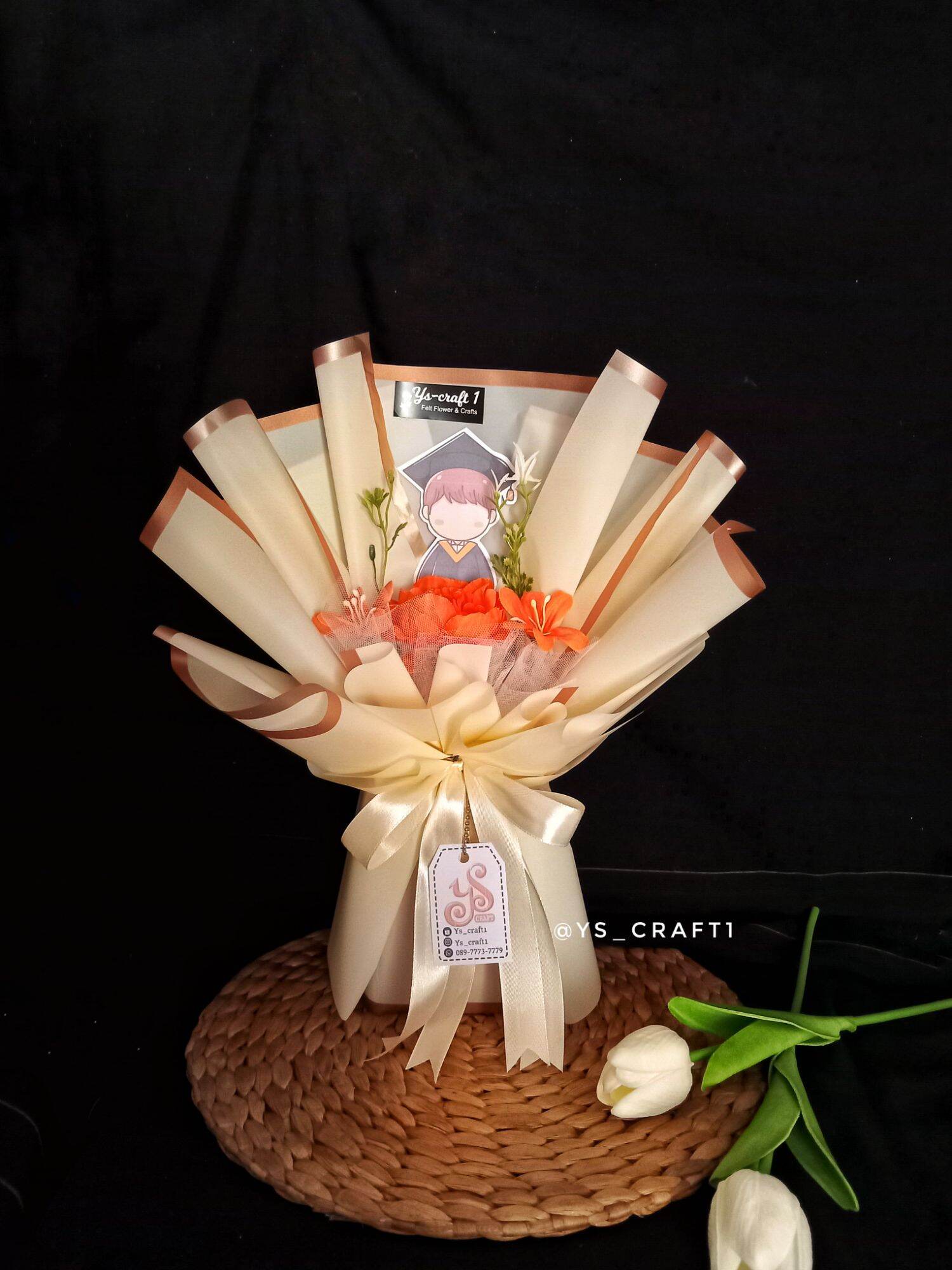 Gradchibi mini bouquet,buket wisuda ,bucket unik,kado wisuda ,buket ...
