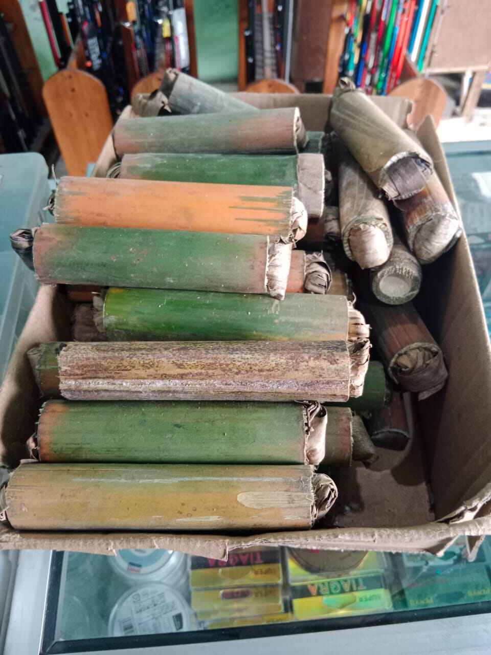Ulat bambu/bombong isi 20 ekor | Lazada Indonesia