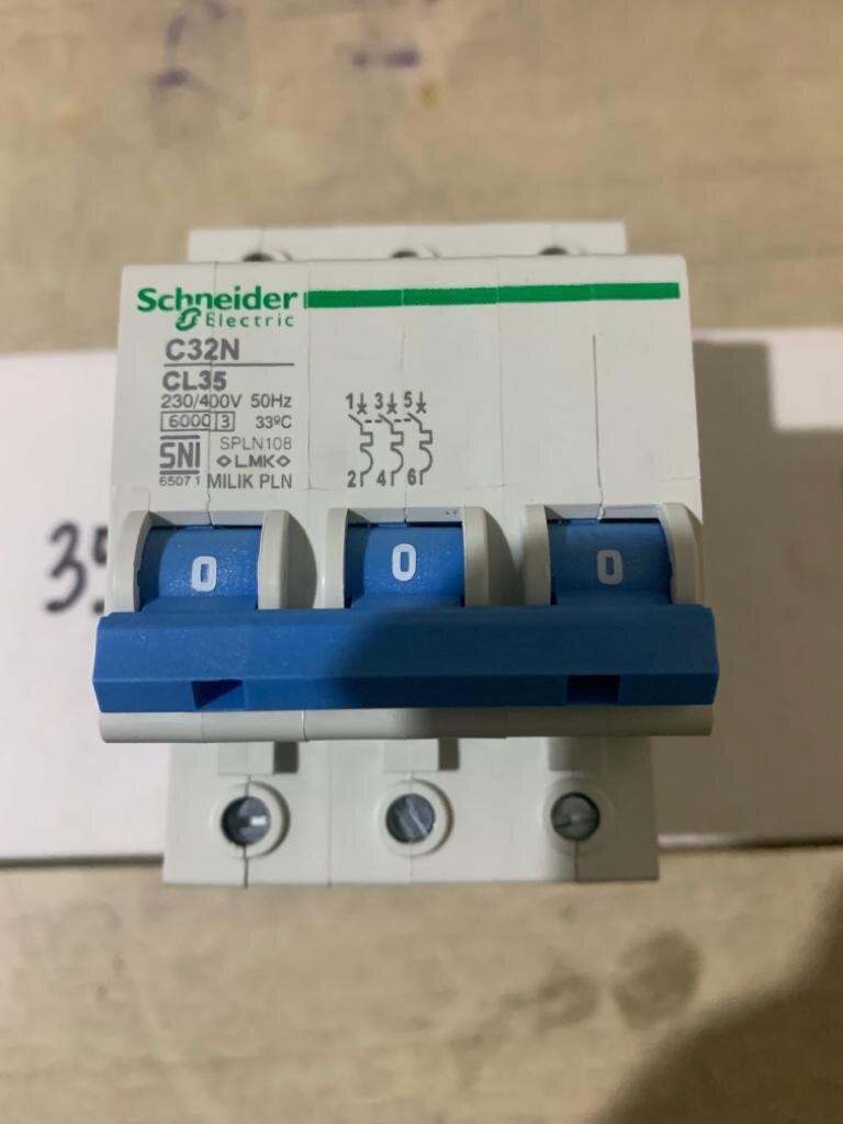 MCB 35 Amper 3 Pase Schneider Original 100% | Lazada Indonesia