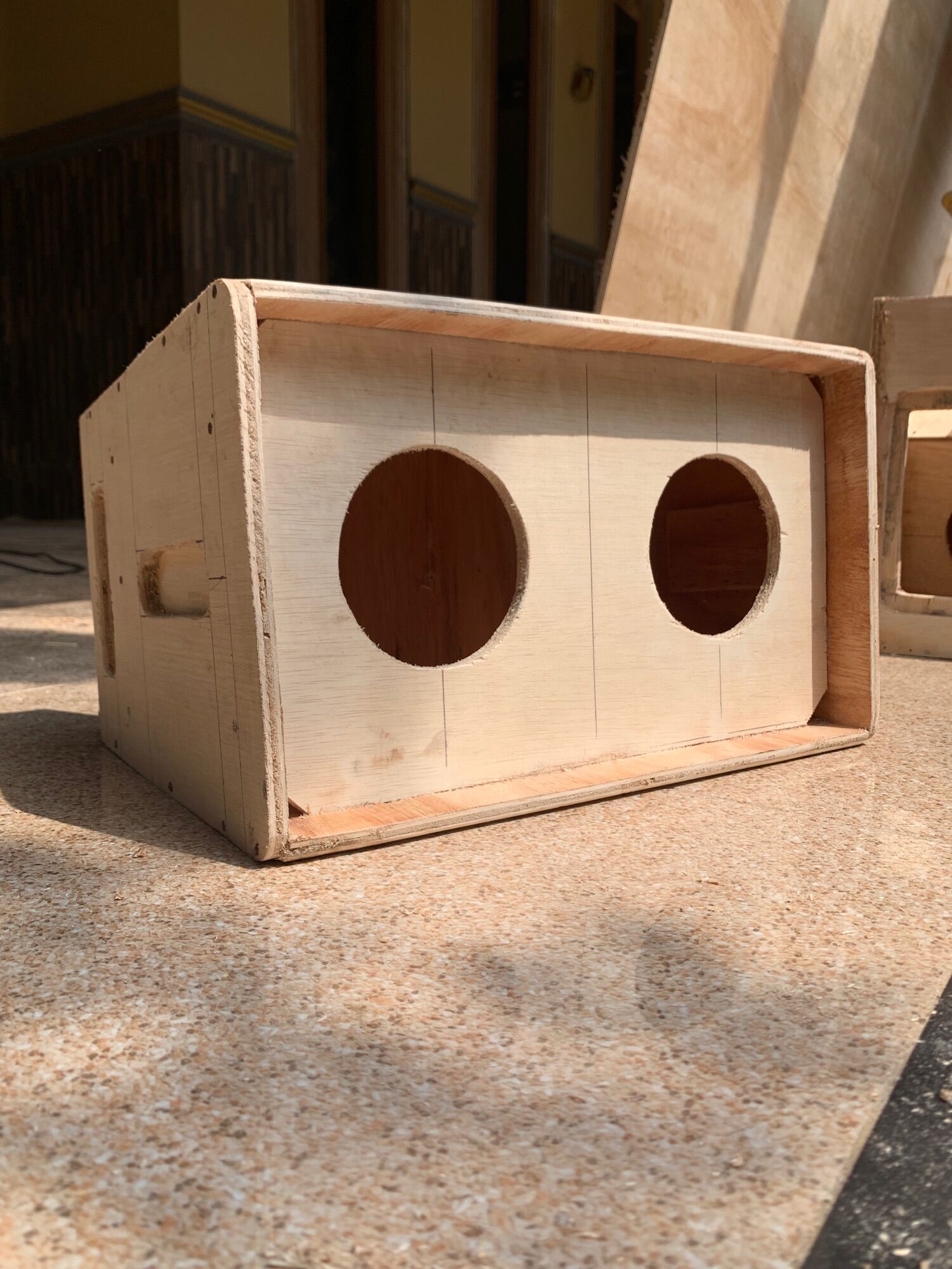 Box Speaker tipe/ model Line Array. Bahan multiplek 9mm. Ukuran 4inchi ...