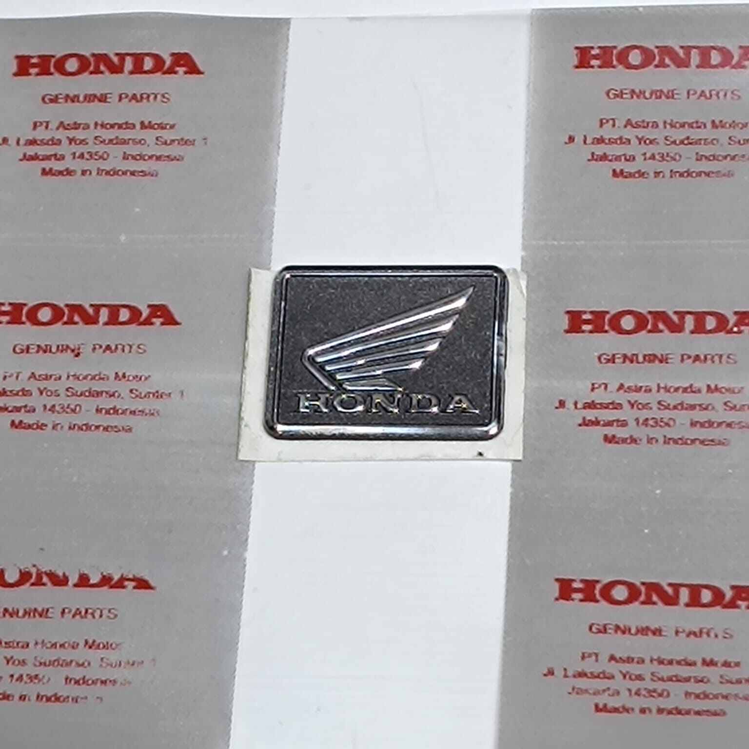 Emblem logo sayap Honda dasboar spedo stang universal untuk smua jenis ...