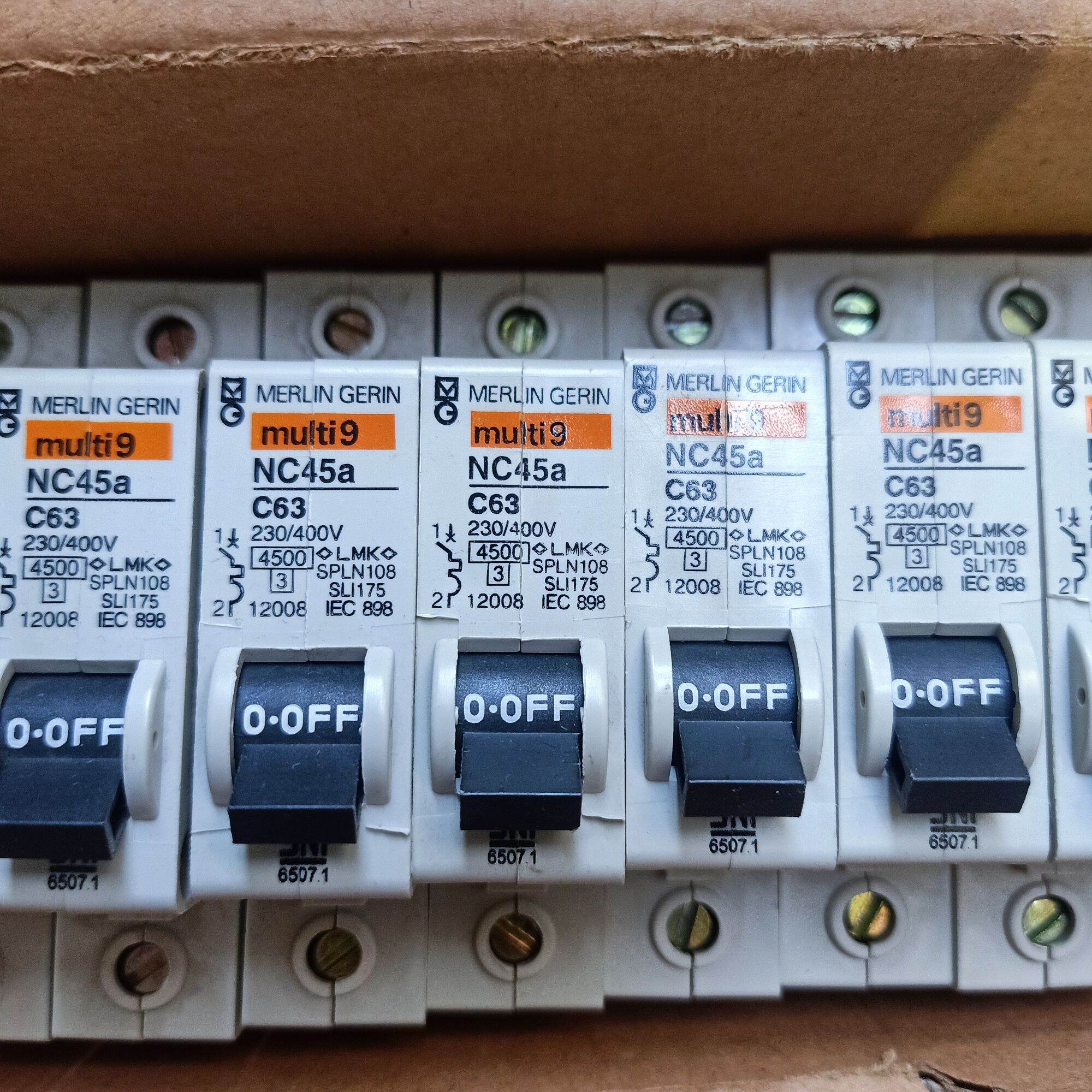 MCB 63A 1P Merlin gerin NC45a 4.5ka original stock lama | Lazada Indonesia