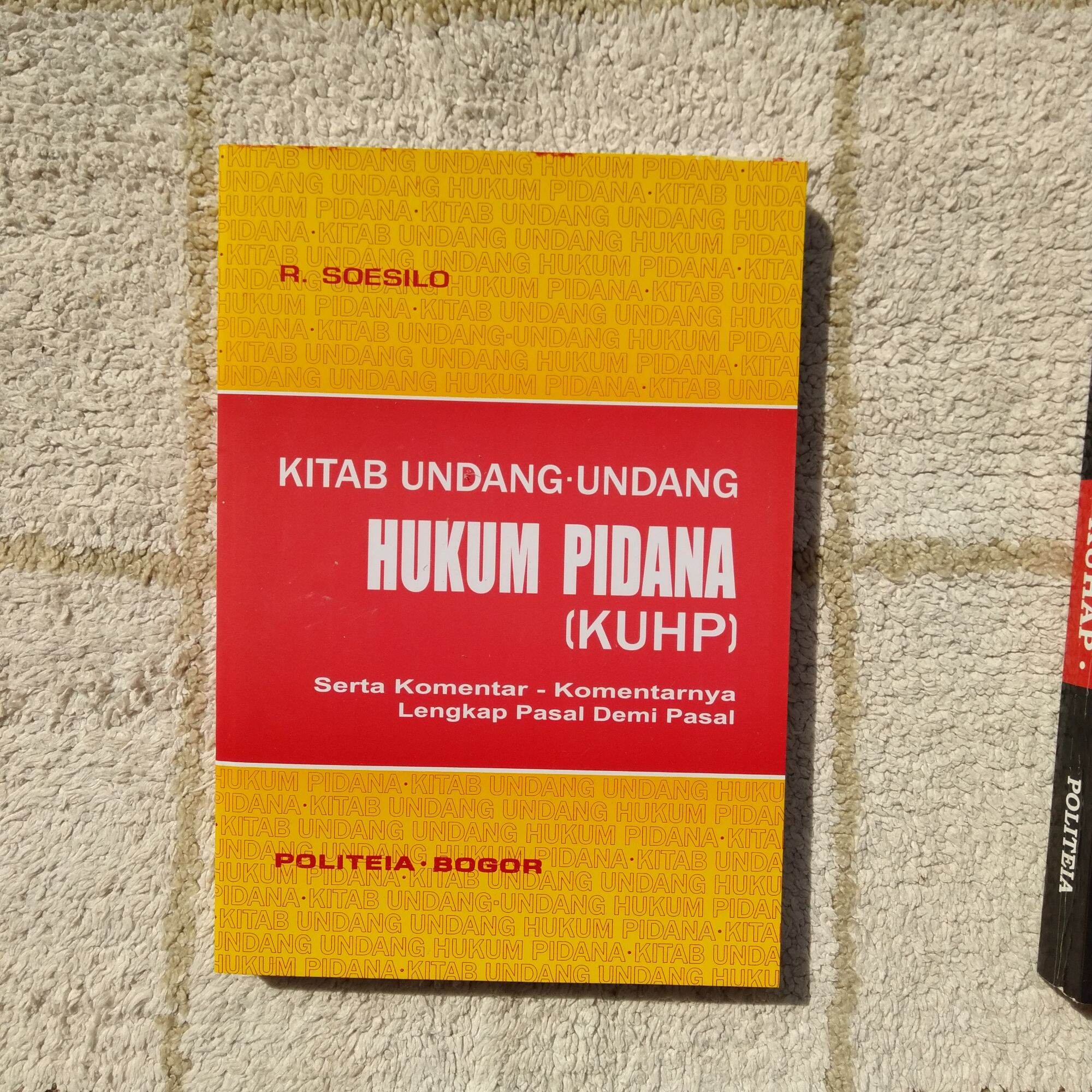 KITAB UNDANG-UNDANG HUKUM PIDANA - R . SOESILO KUHP | Lazada Indonesia