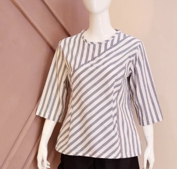 Blouse Lurik Wanita Asli Solo Bahan Lurik ATBM cocok untuk Kerja ...