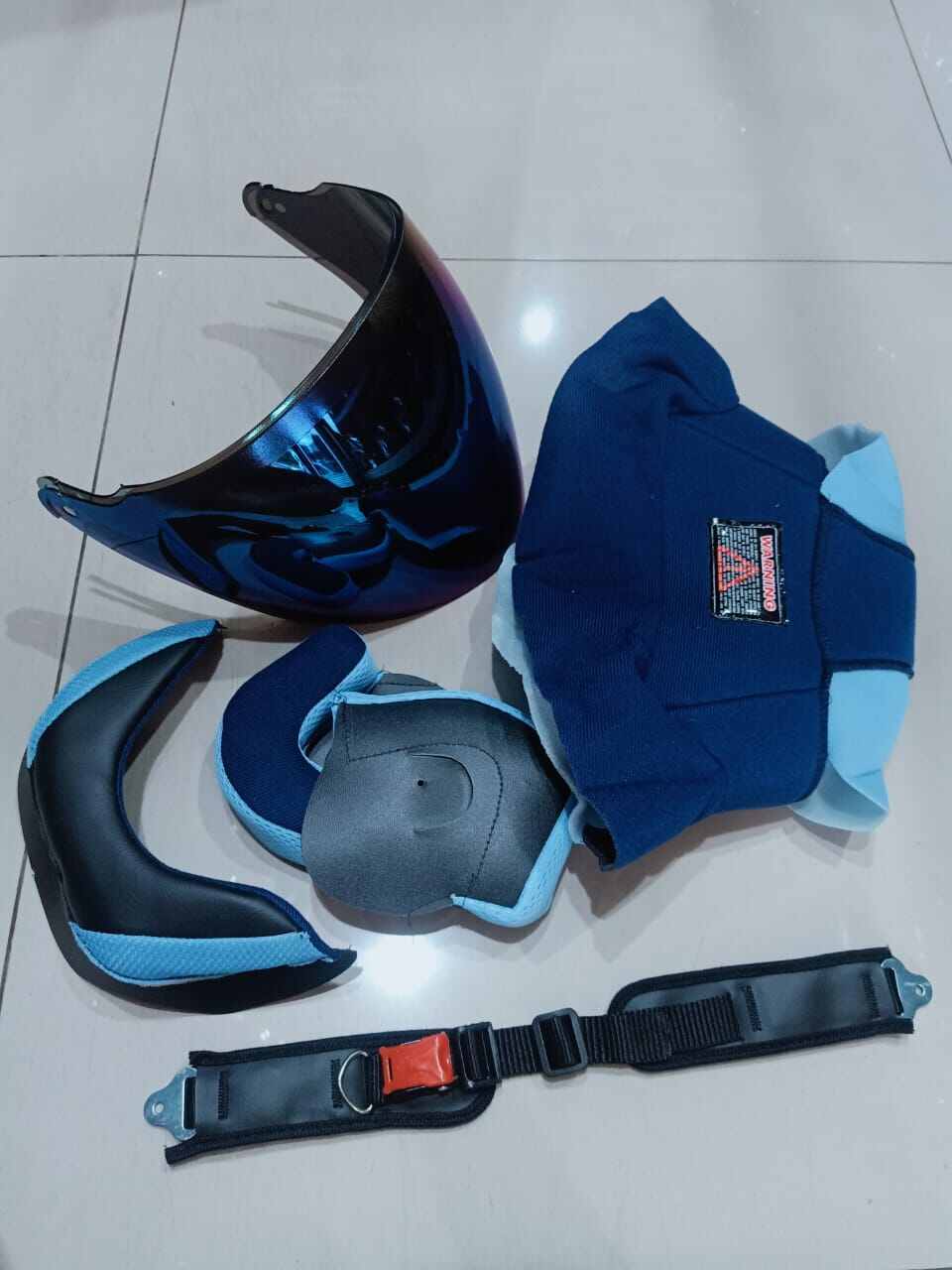 Busa helm gm evolution fullset + tali + kaca helm gm evolution | Lazada ...