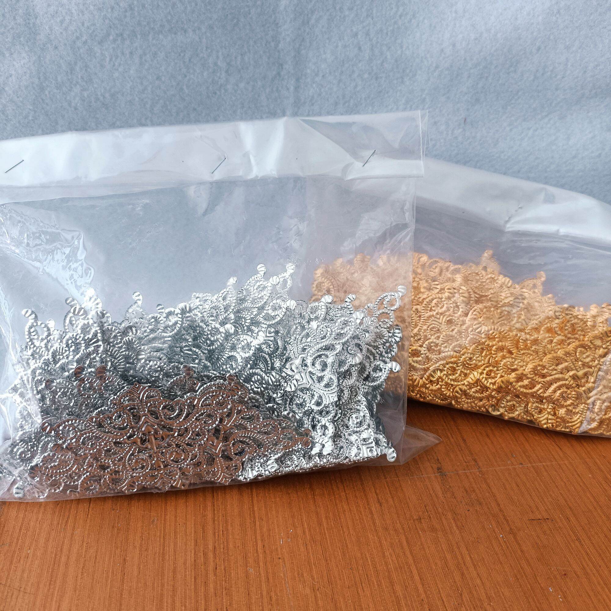 Siku Sudut Per Pack / Lempengan Sudut Per Pak / Besi Mahar Dekorasi ...