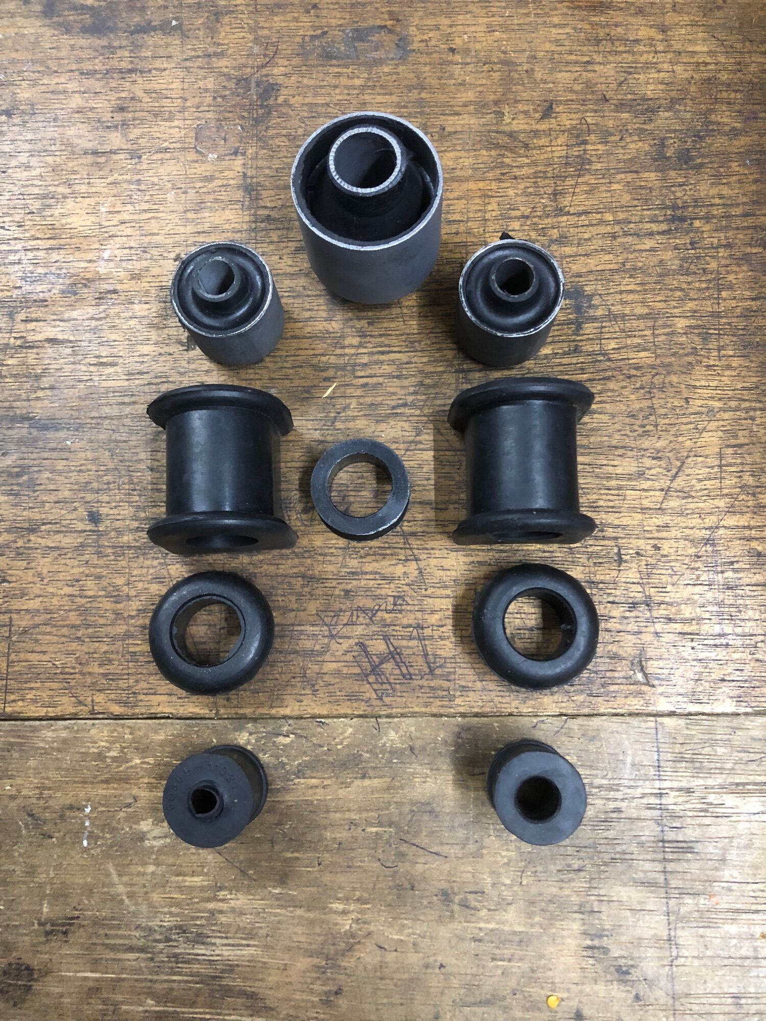 Kit Stabil / Karet Stabil set (bagian depan) Feroza(F61), Taft Gt ...