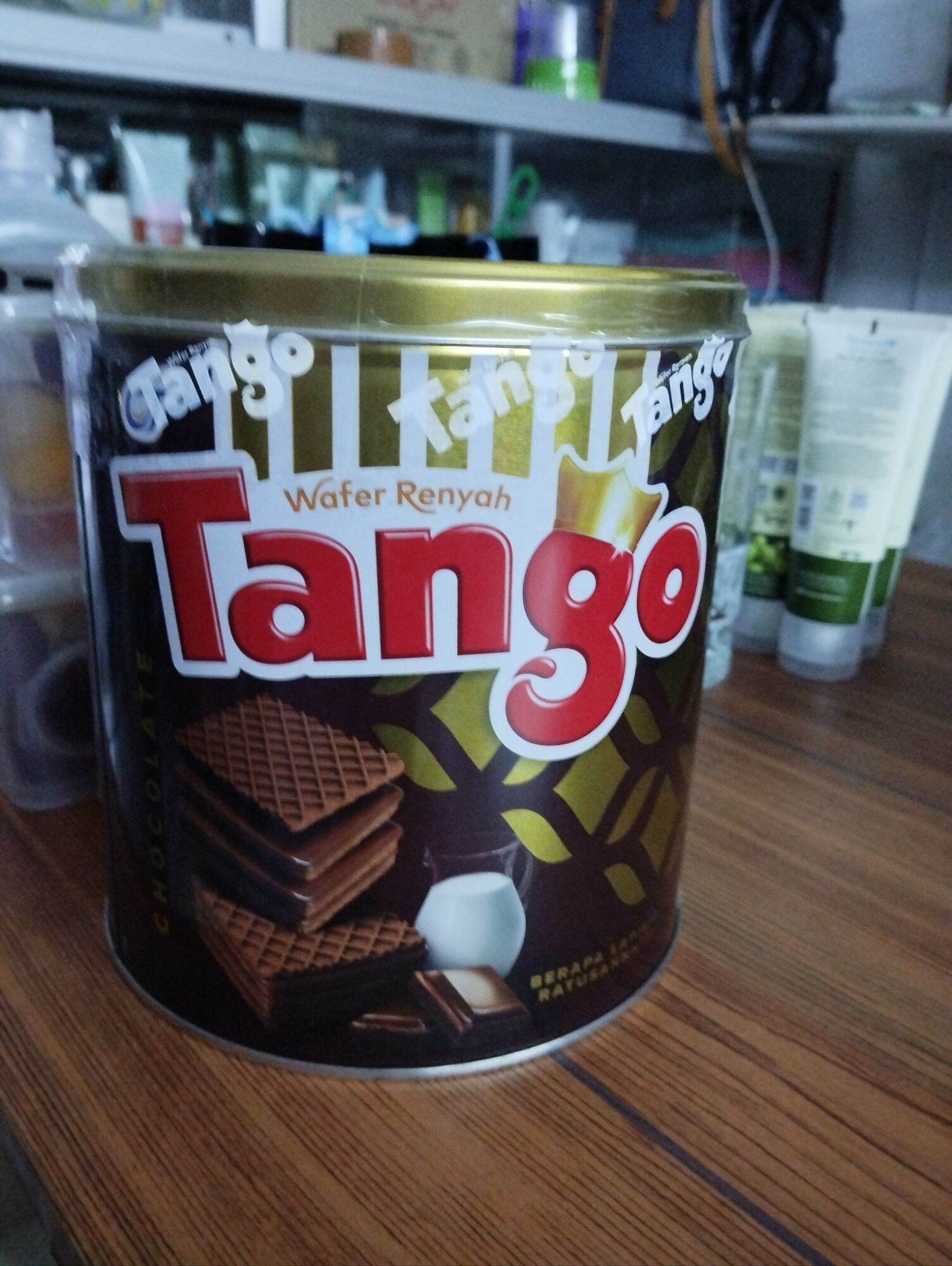 TANGO Wafer renyah chocolate kemasan kaleng 545gr | Lazada Indonesia