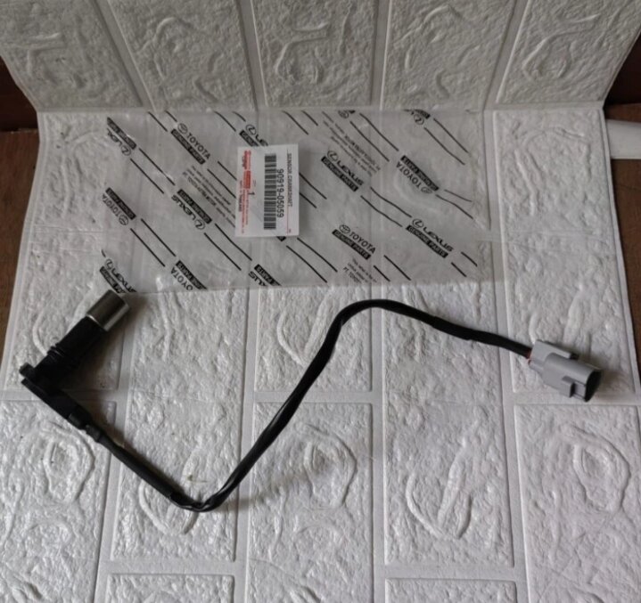 sensor crankshaft kruk as ckp toyota innova bensin | Lazada Indonesia