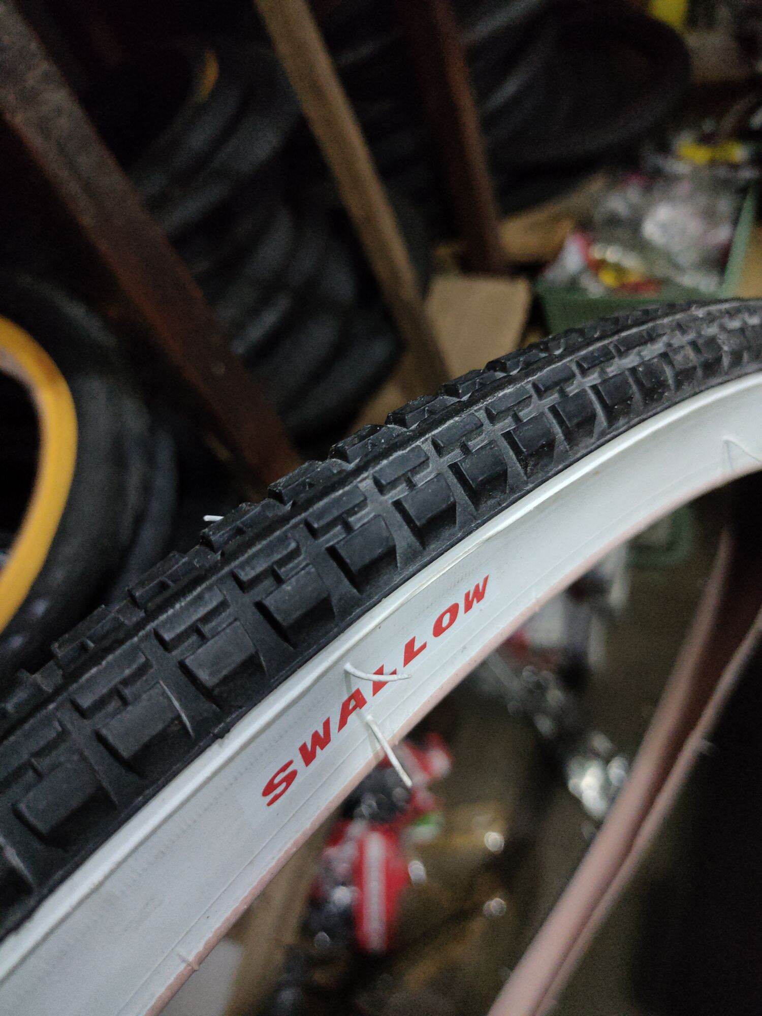 Ban luar sepeda onthel hitam putih 28x1 1/2 Swallow unto kebo Onta jadul | Lazada Indonesia