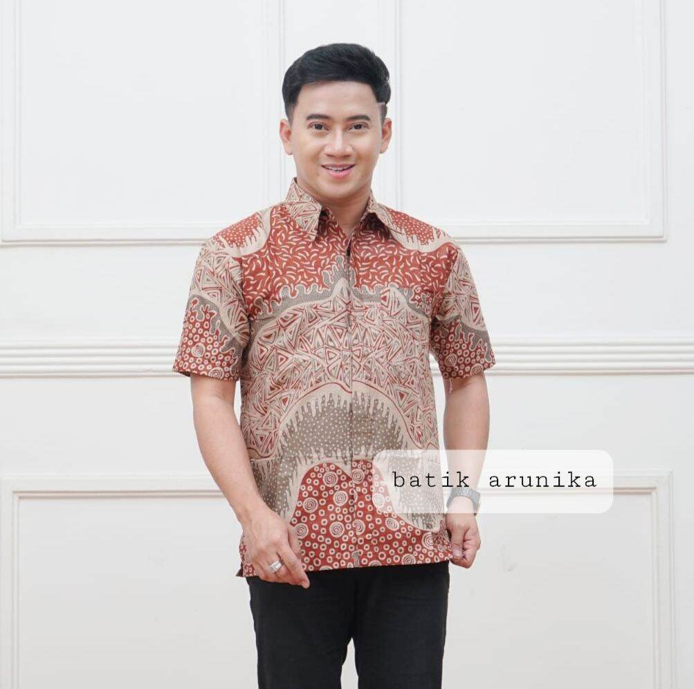 Atasan Batik Wanita Kerja Blus Batik Puffy Shoulders Model Peplum