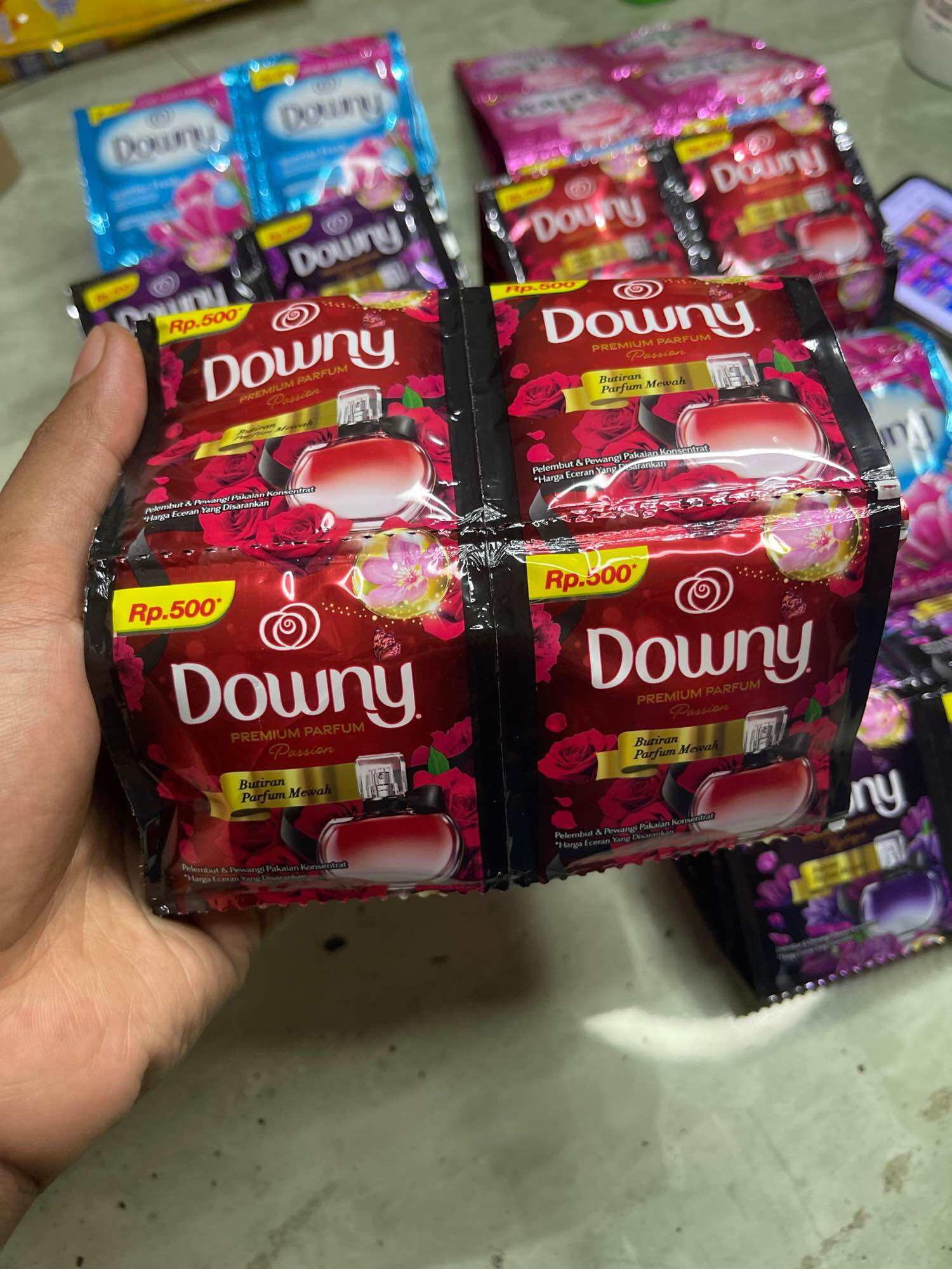 Downy Sachet / renteng renceng 500’an 24pcs | Lazada Indonesia