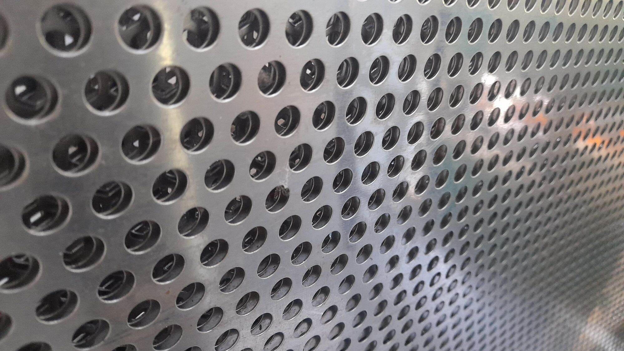 Ram Speaker/Plat Besi Lubang Bulat 8mm 50x100cm Tebal 0,8mm | Lazada ...