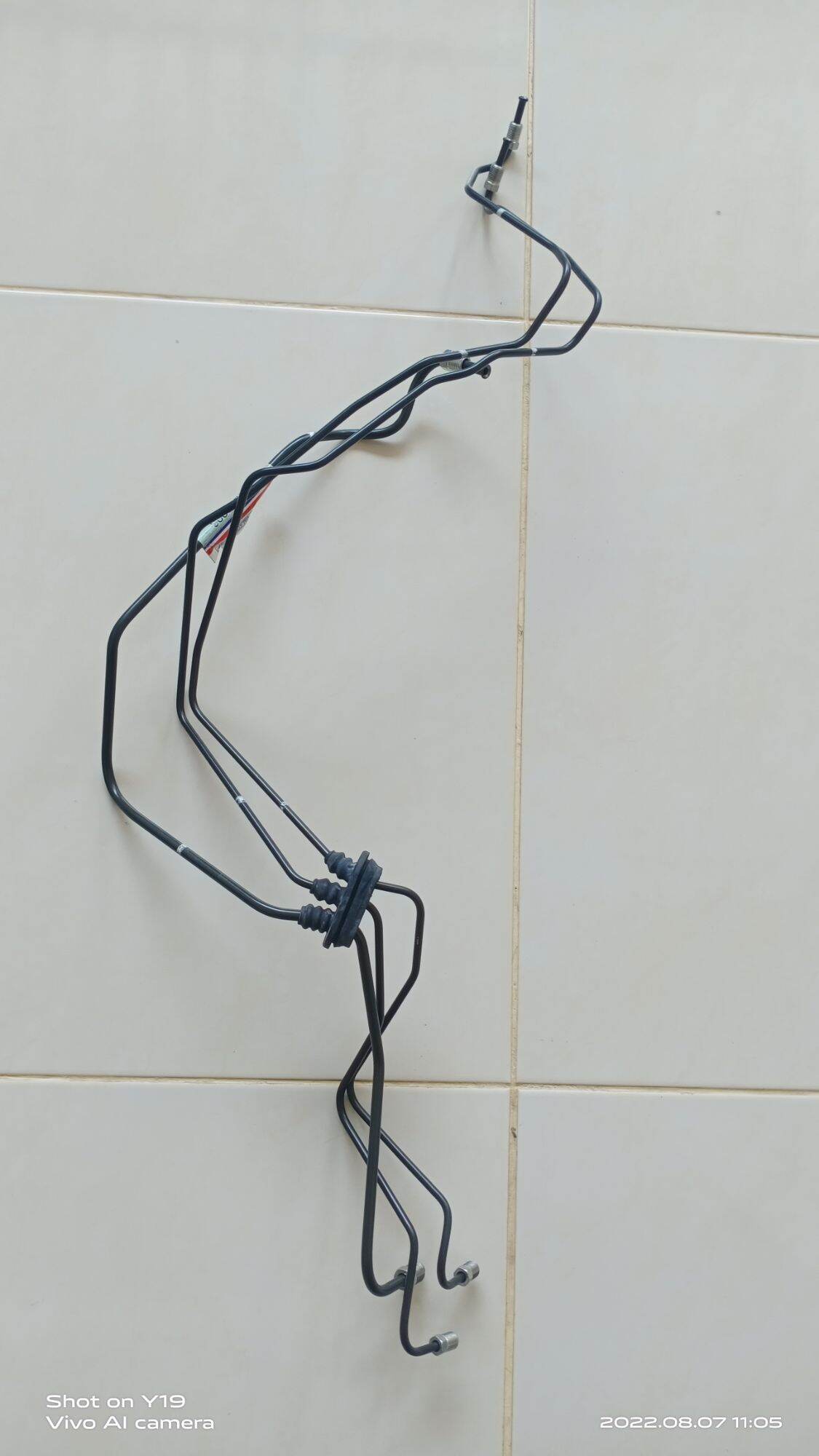 Pipa selang rem bagian depan canter turbo ps 110/125 original mitsubisi ...