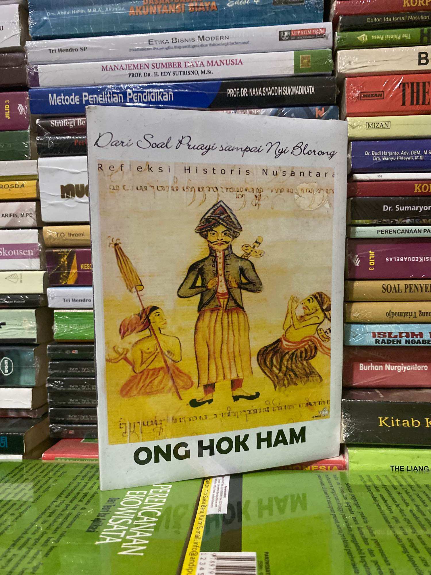 Dari Soal Priayi Sampai Nyi Blorong - Ong Hok Ham | Lazada Indonesia