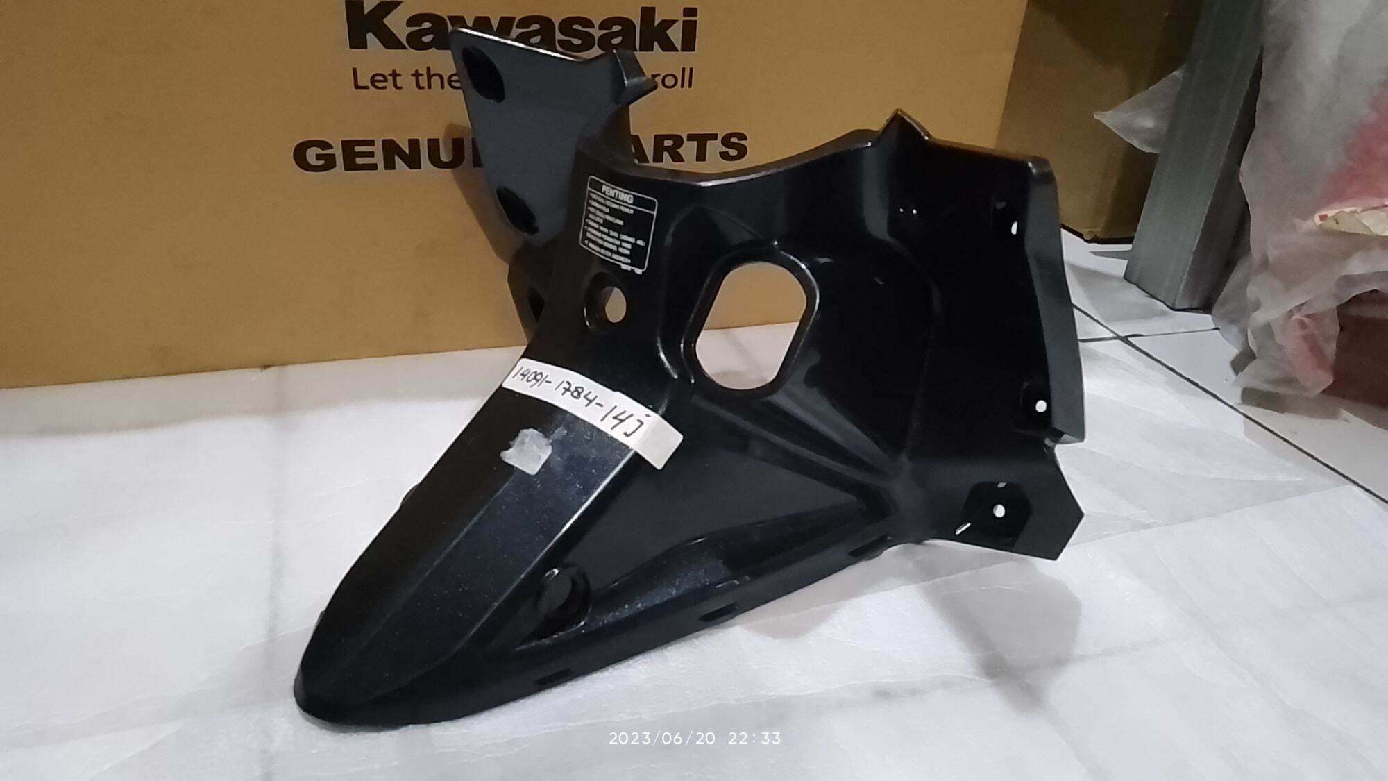 Cover kontak Kawasaki edge warna gray | Lazada Indonesia