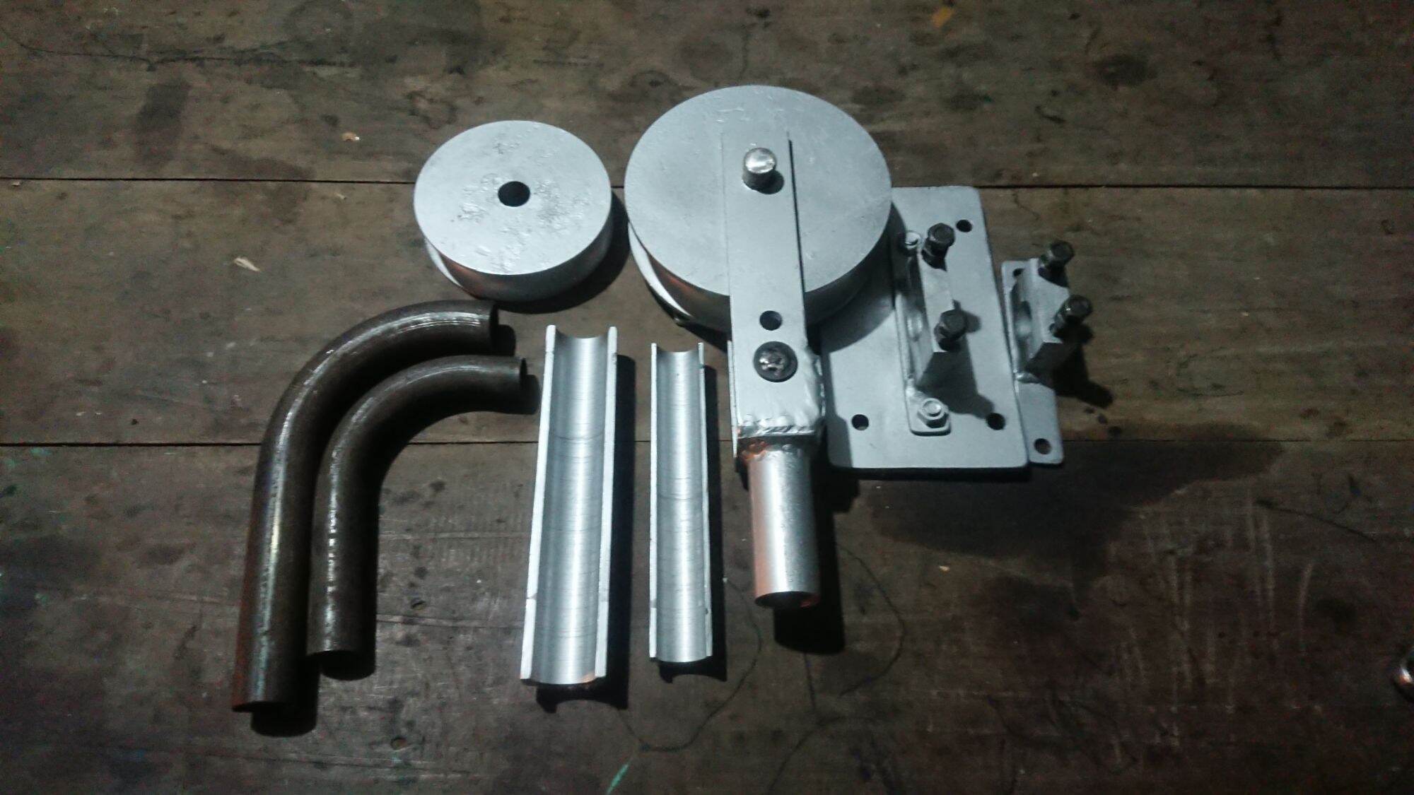 alat roll bending pipa besi ukuran 3/4 inch (25,4mm) dan 1/2 inch (19mm ...