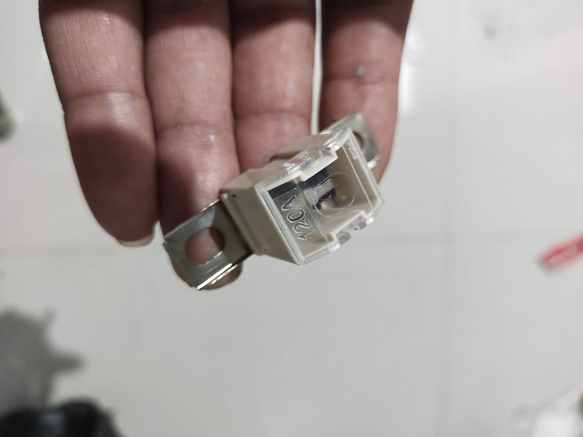 FUSE PUSAT MITSUBISHI CANTER 120 AMPER, UNTUK BOK YANG DI BELAKANG ...