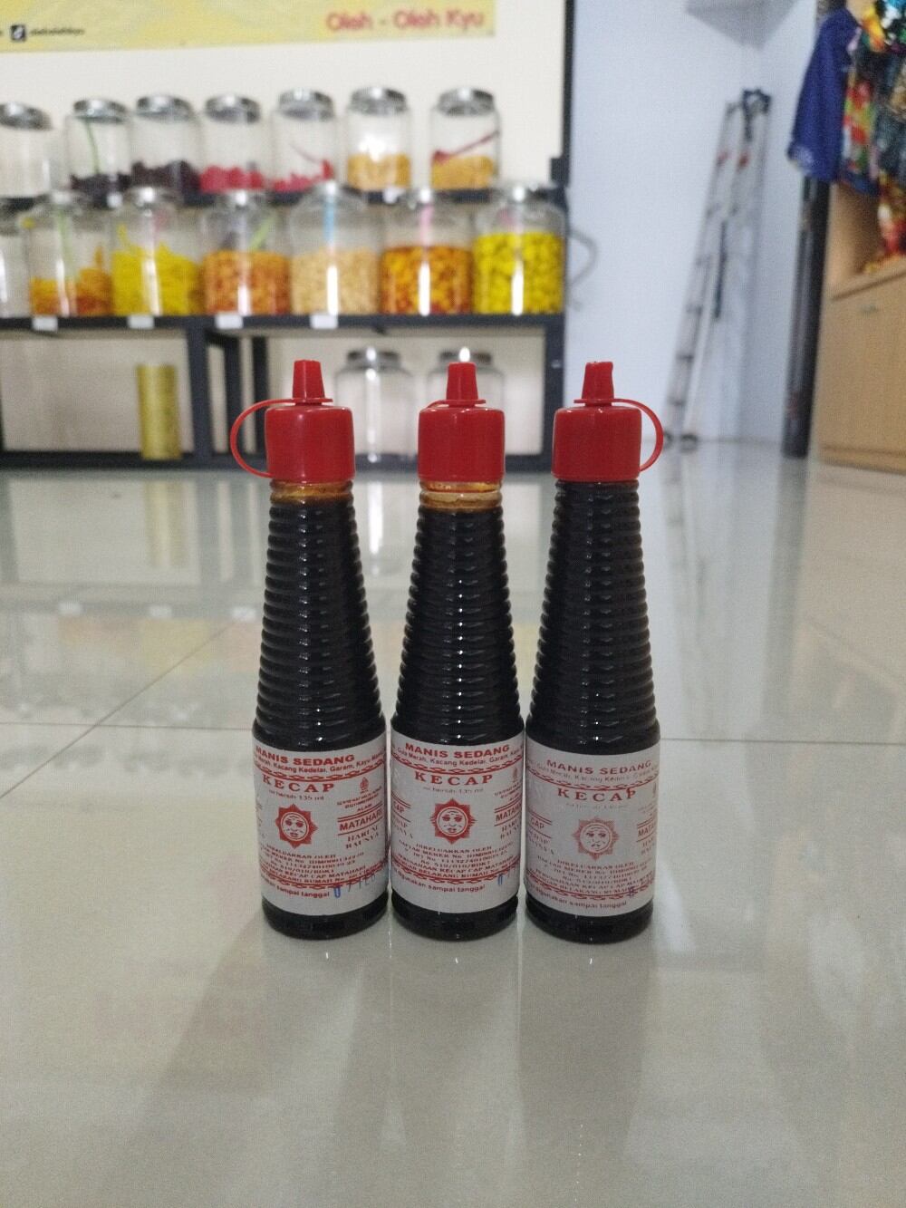 [PROMO VOUCHER] Oleh oleh kecap manis sedang (k,) cap Matahari 135ml ...
