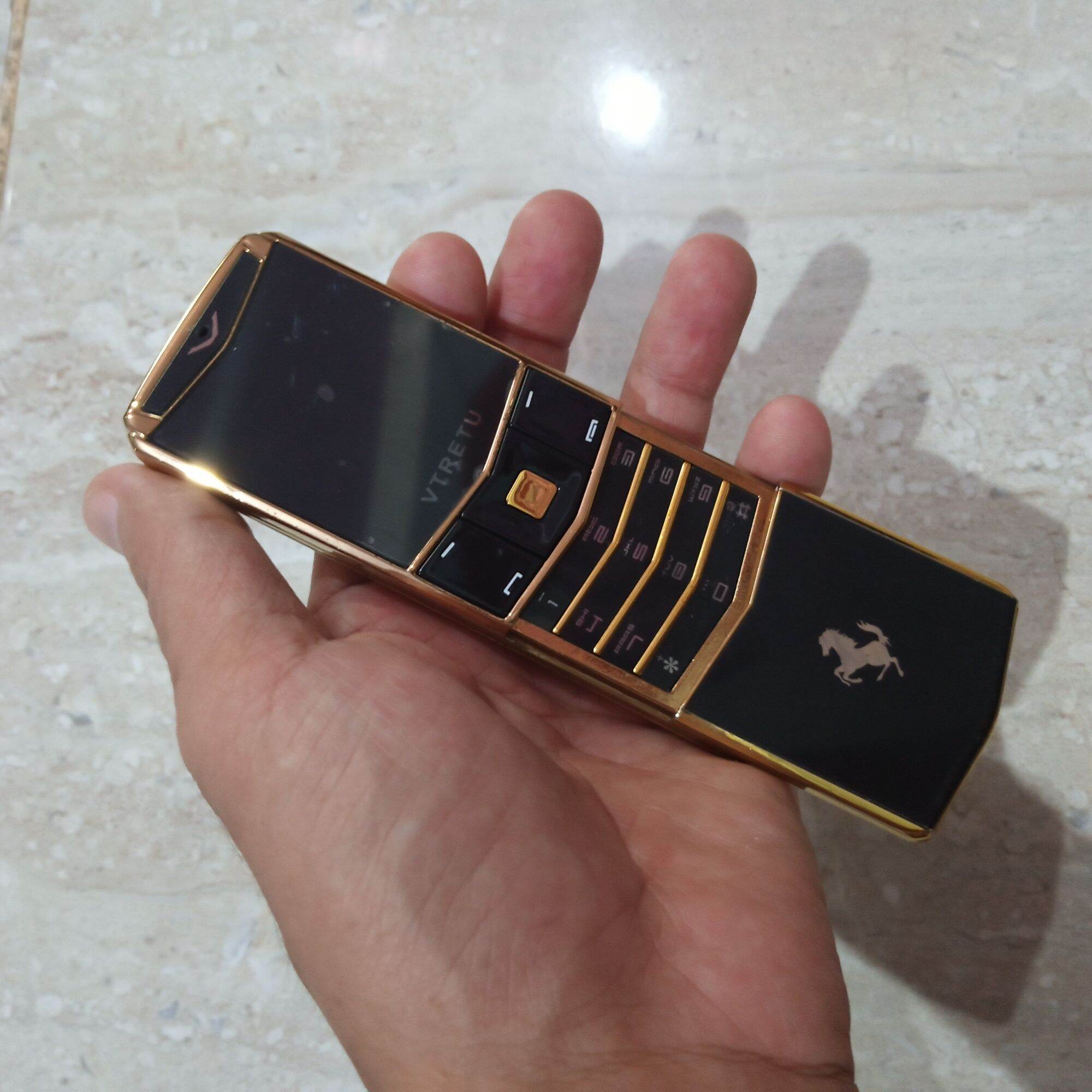 hp signature hp vtretu gold black keren dan vertu a8 ferarri limited ...