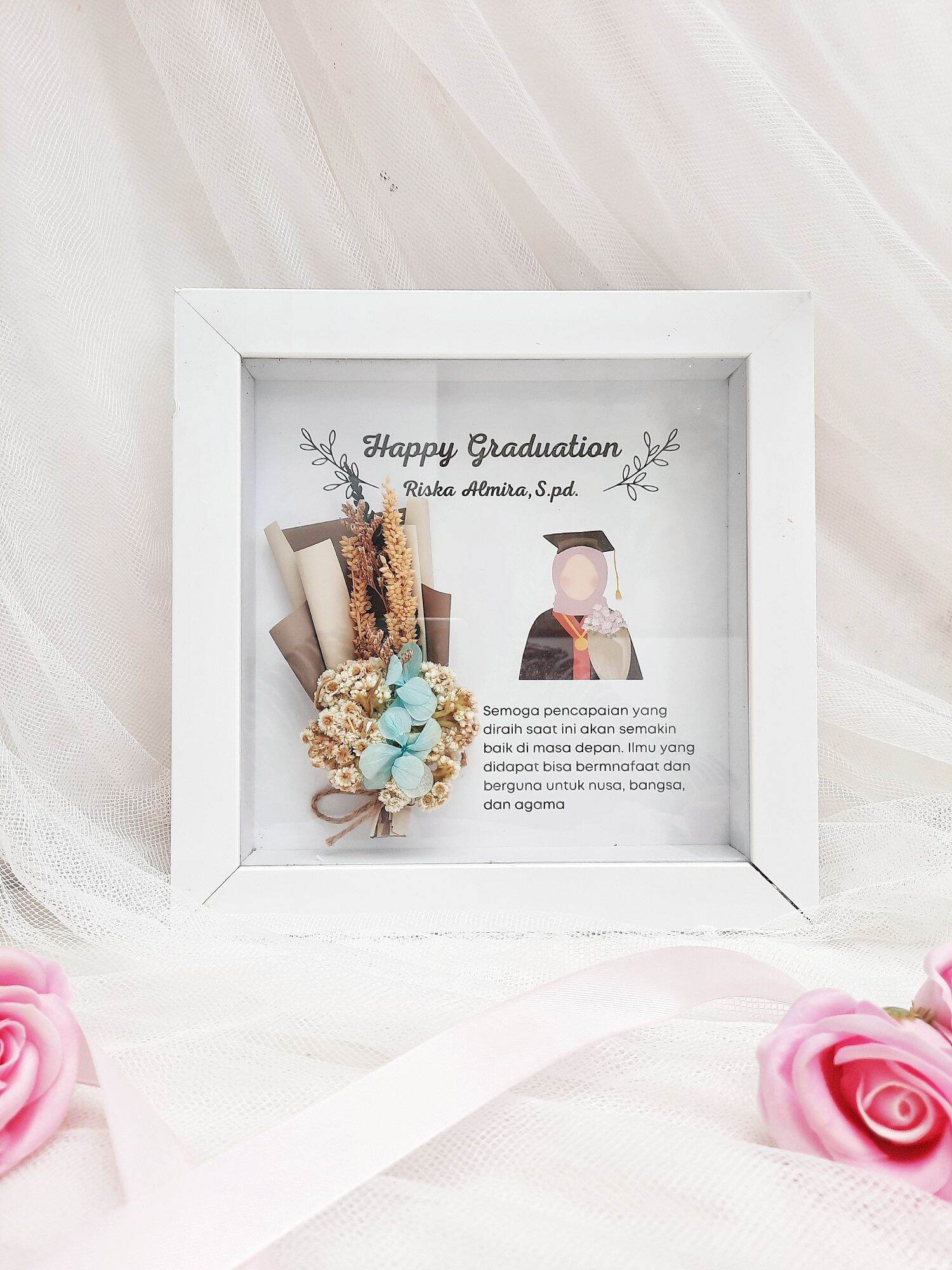 kado ulang tahun wisuda anniversary custom frame 3D, frame 3d bunga ...