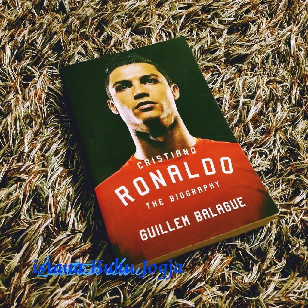 Cristiano Ronaldo Book Cover Designed By Russian Book Cover, 50% OFF