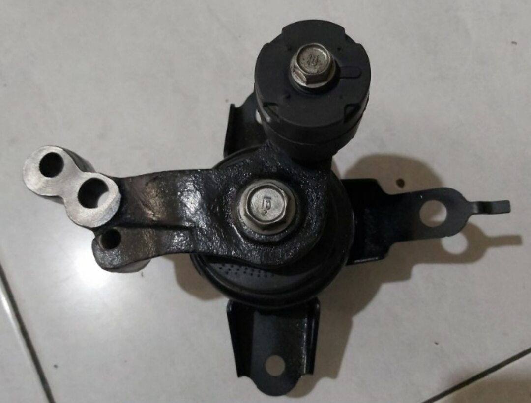 ENGINE MOUNTING KANAN MANUAL AGYA N AYLA ORIGINAL | Lazada Indonesia