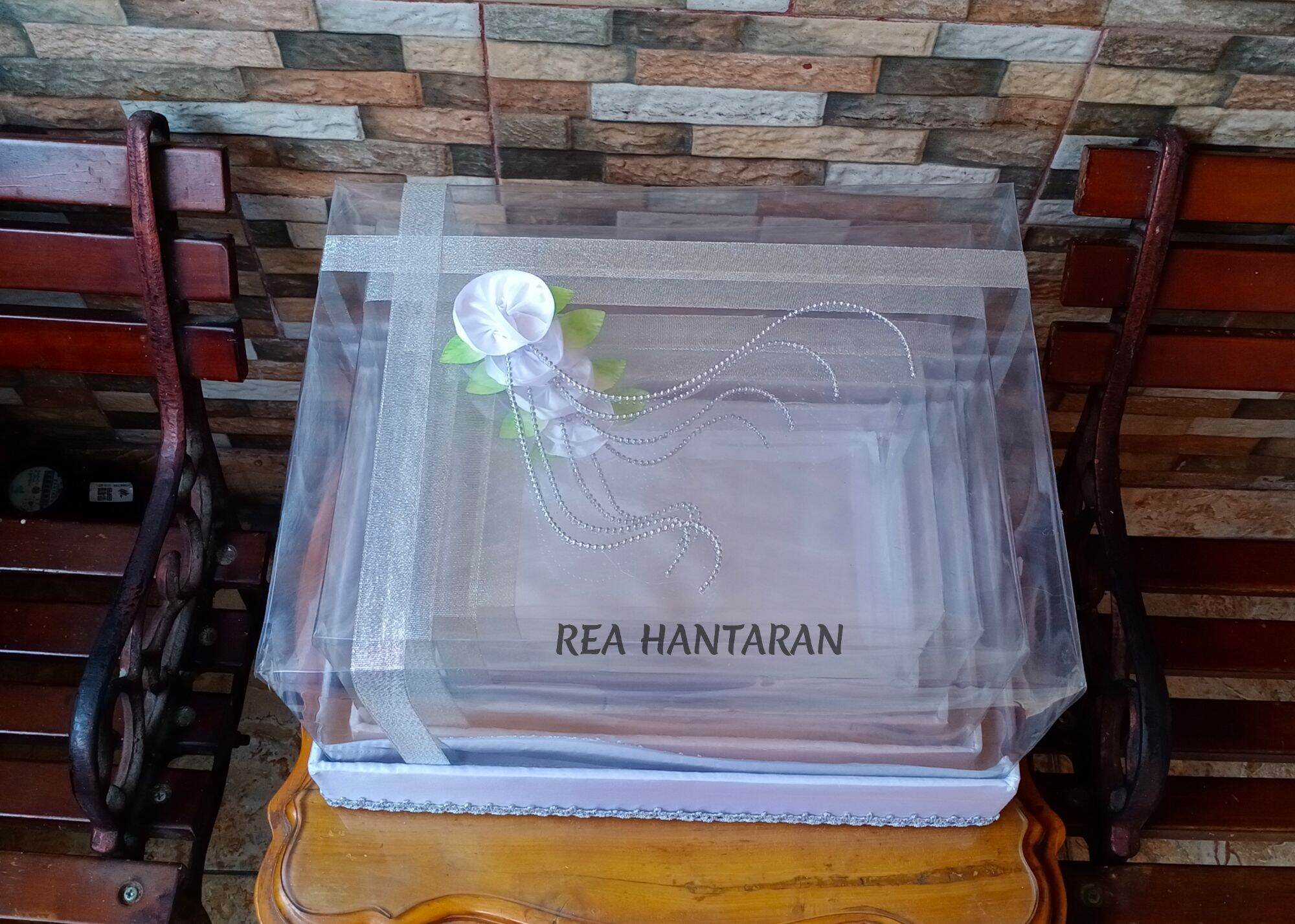 kotak hantaran warna putih model list 1 set isi 4 kotak seserahan ...