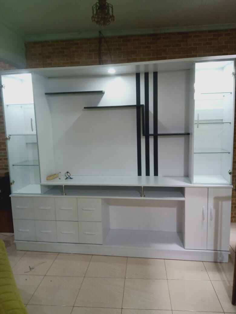 Bupet Rak Meja Tv jumbo minimalis modern Maxsimal Tv 50 inci. Free ...