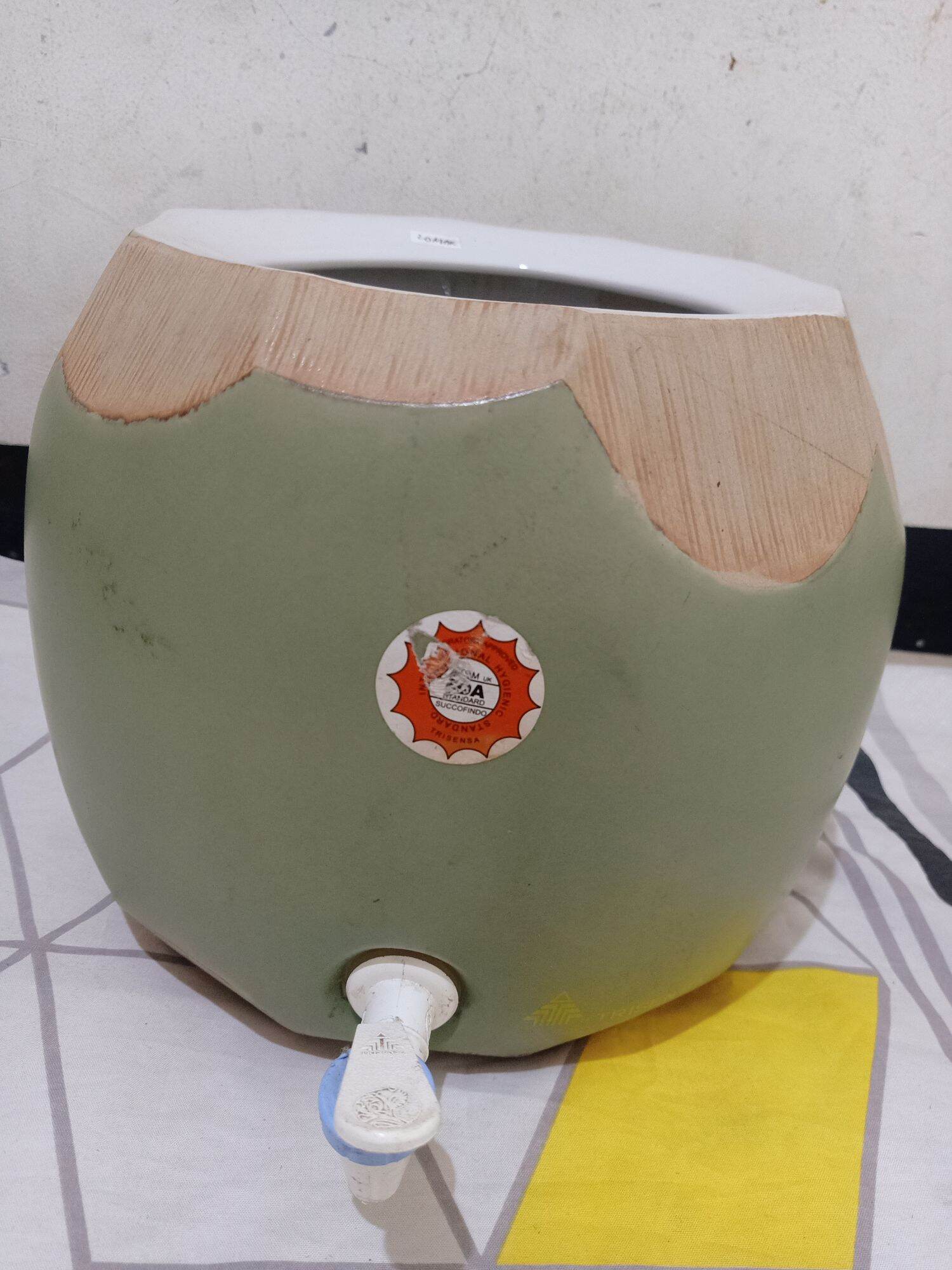 Dispenser Guci Air Galon Keramik Bentuk Kelapa | Lazada Indonesia